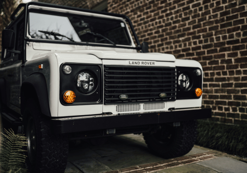 Classic vs. Modern Land Rovers: Which One Should You Buy?