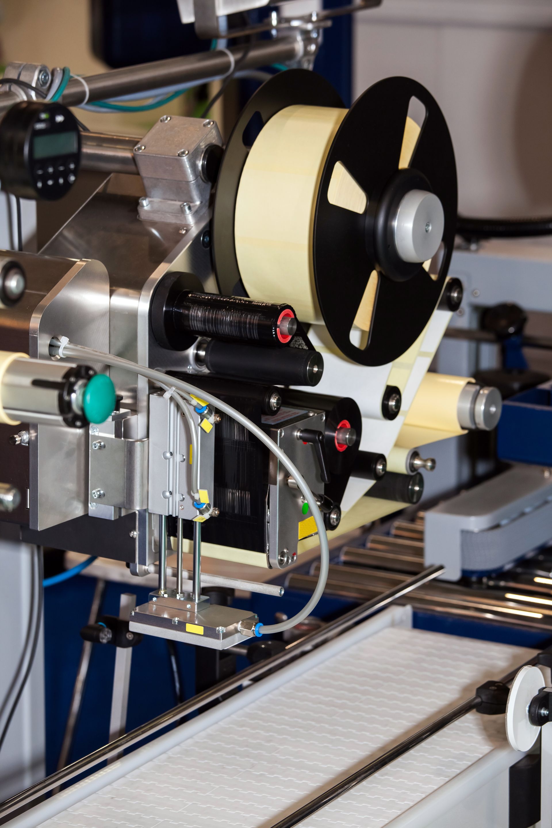 New Way Packaging Machinery, Inc. | Labeling Machines