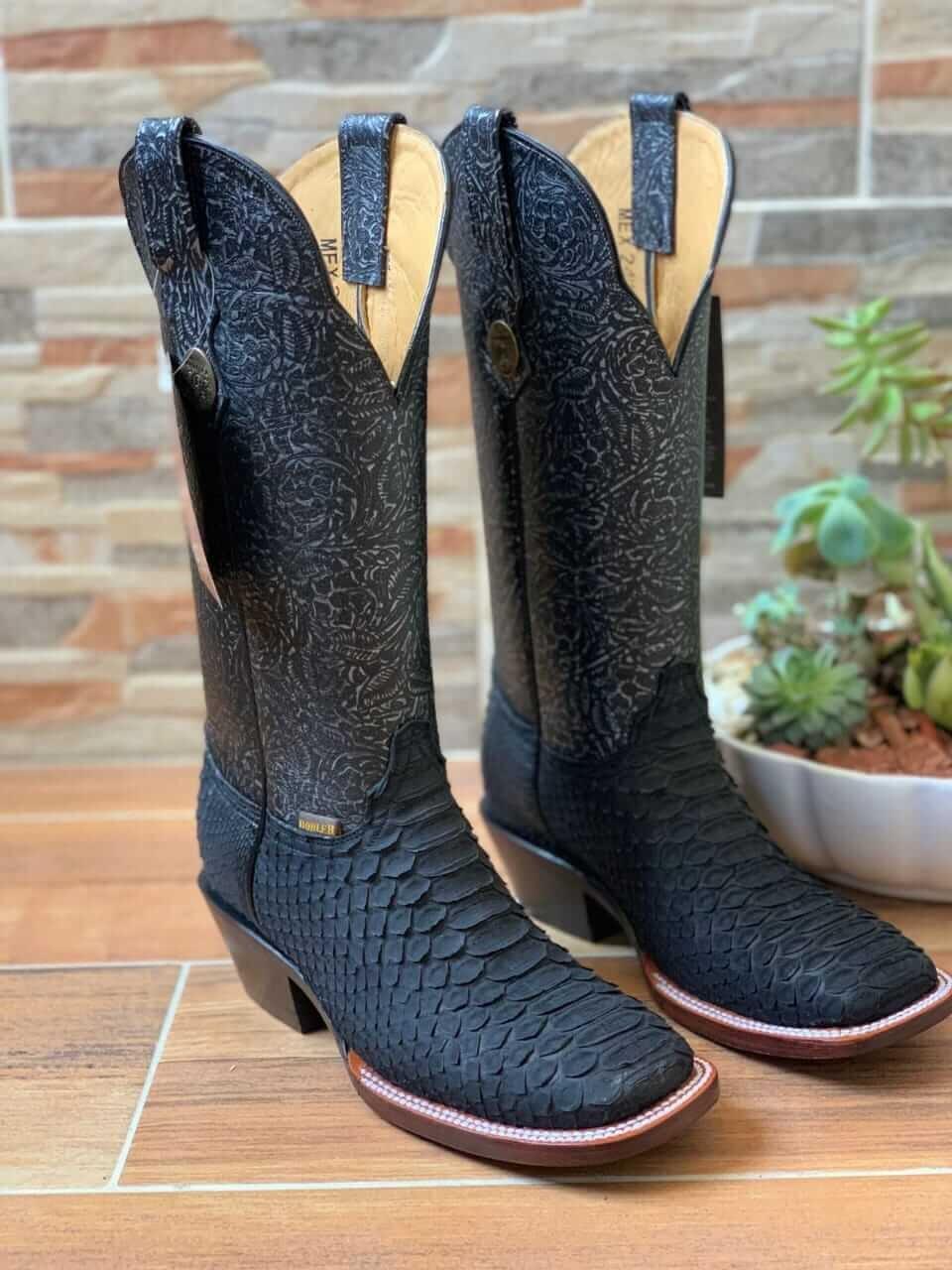 Venta de botas vaqueras en León – BOTAS DOBLE R