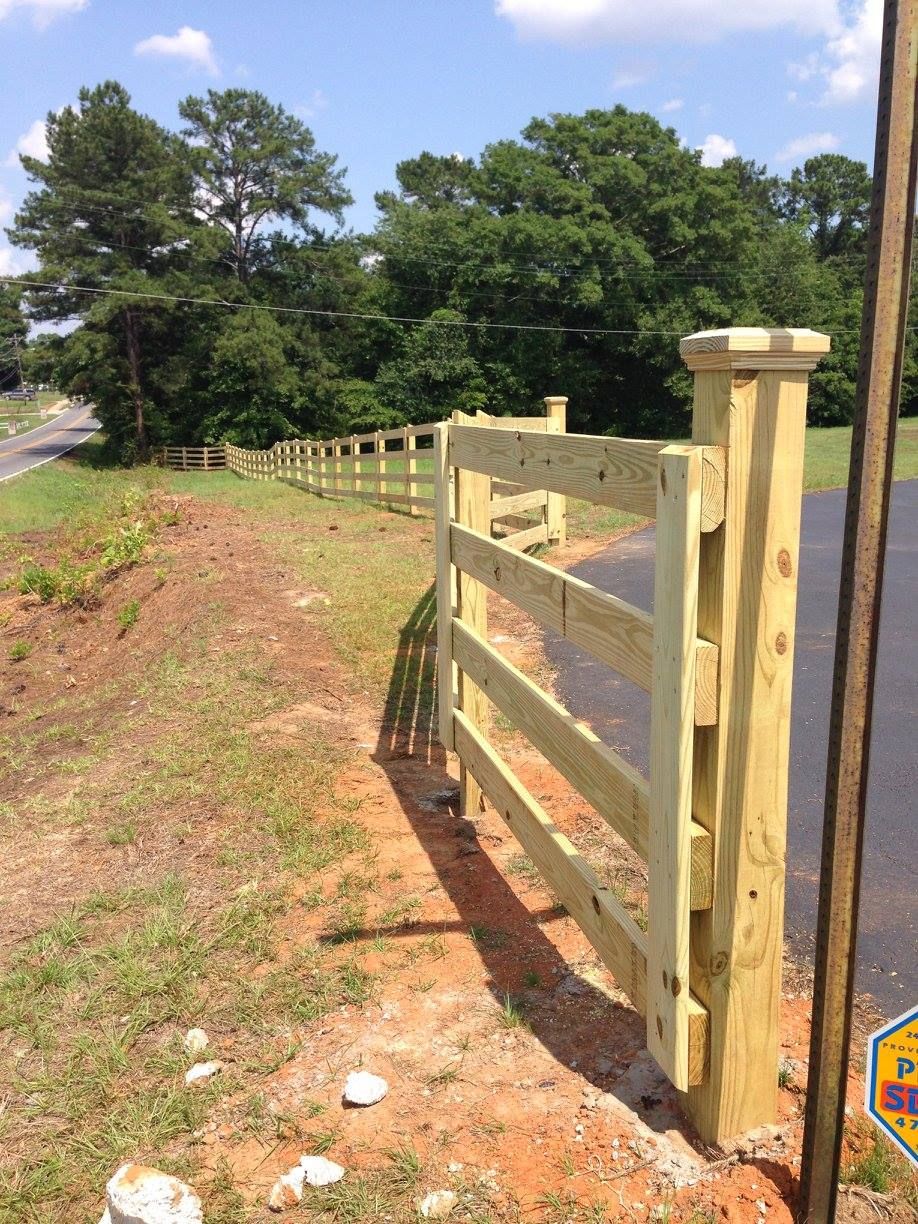 Fence Repair and Installations in Byron GA | Byron Fence