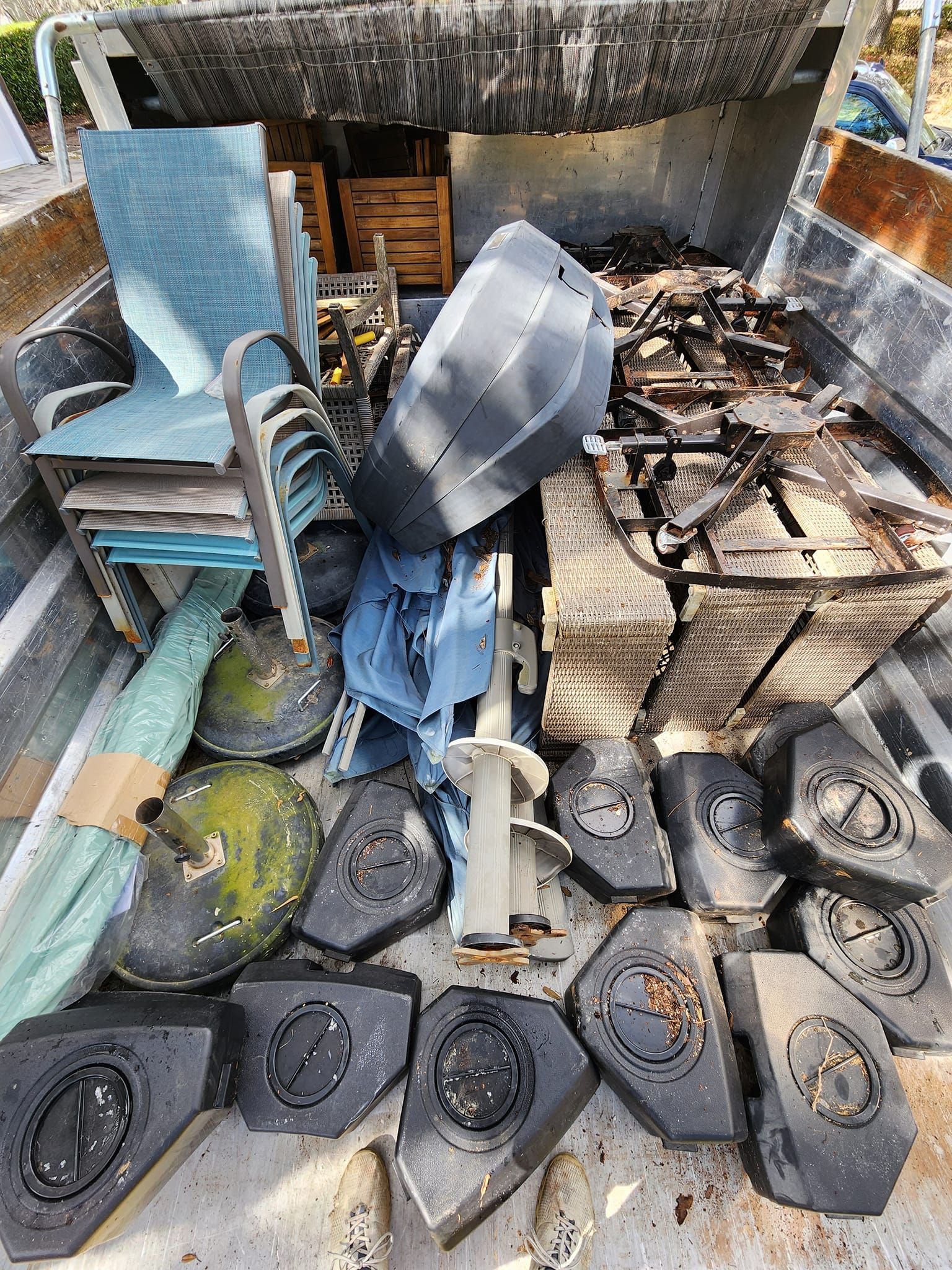 Junk Removal Jacksonville FL | The Mess Haul