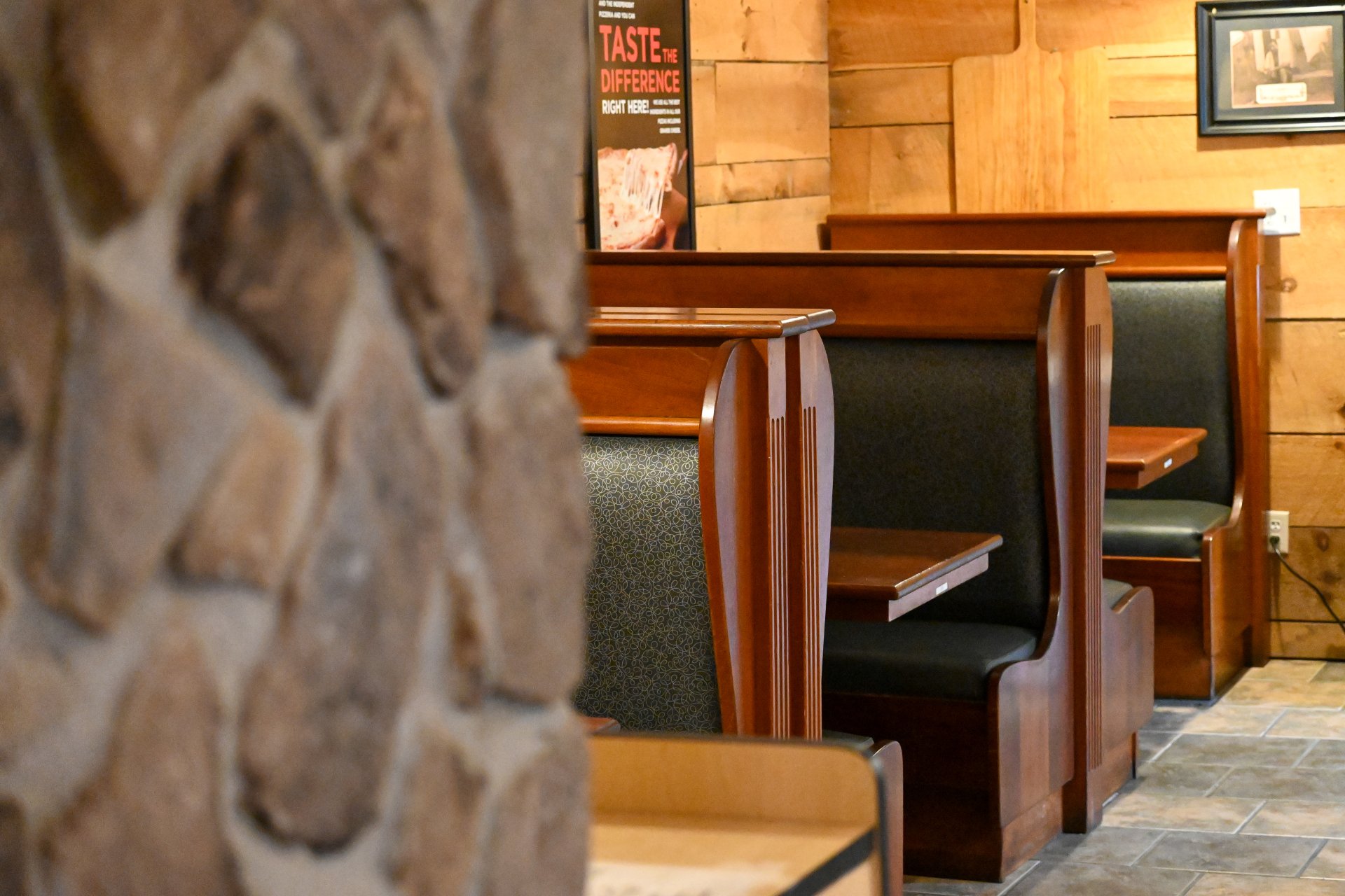 Gallery | Brick Lounge & La Roma Pizza