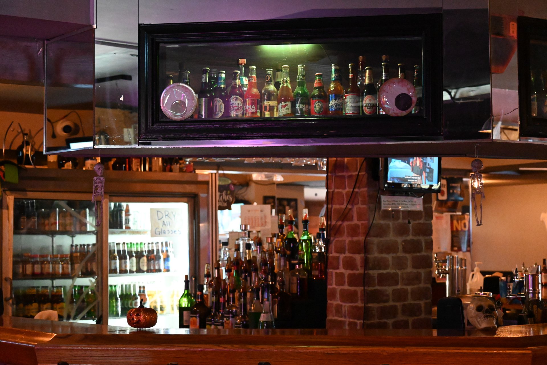 Gallery | Brick Lounge & La Roma Pizza