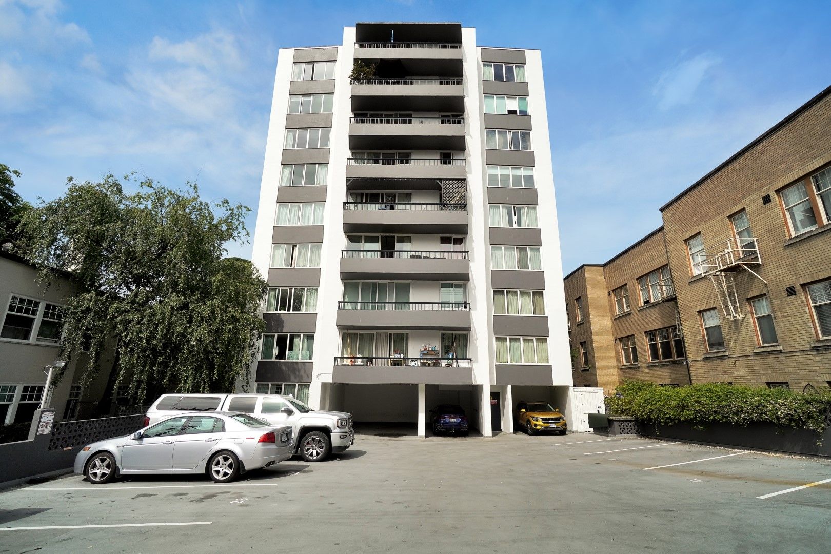 Suite and Building Pictures | 1454 Pendrell Street, Vancouver