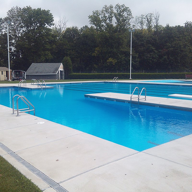 Pool Builder | Spa | Pool Pro | Woods' Pools & Waterfalls