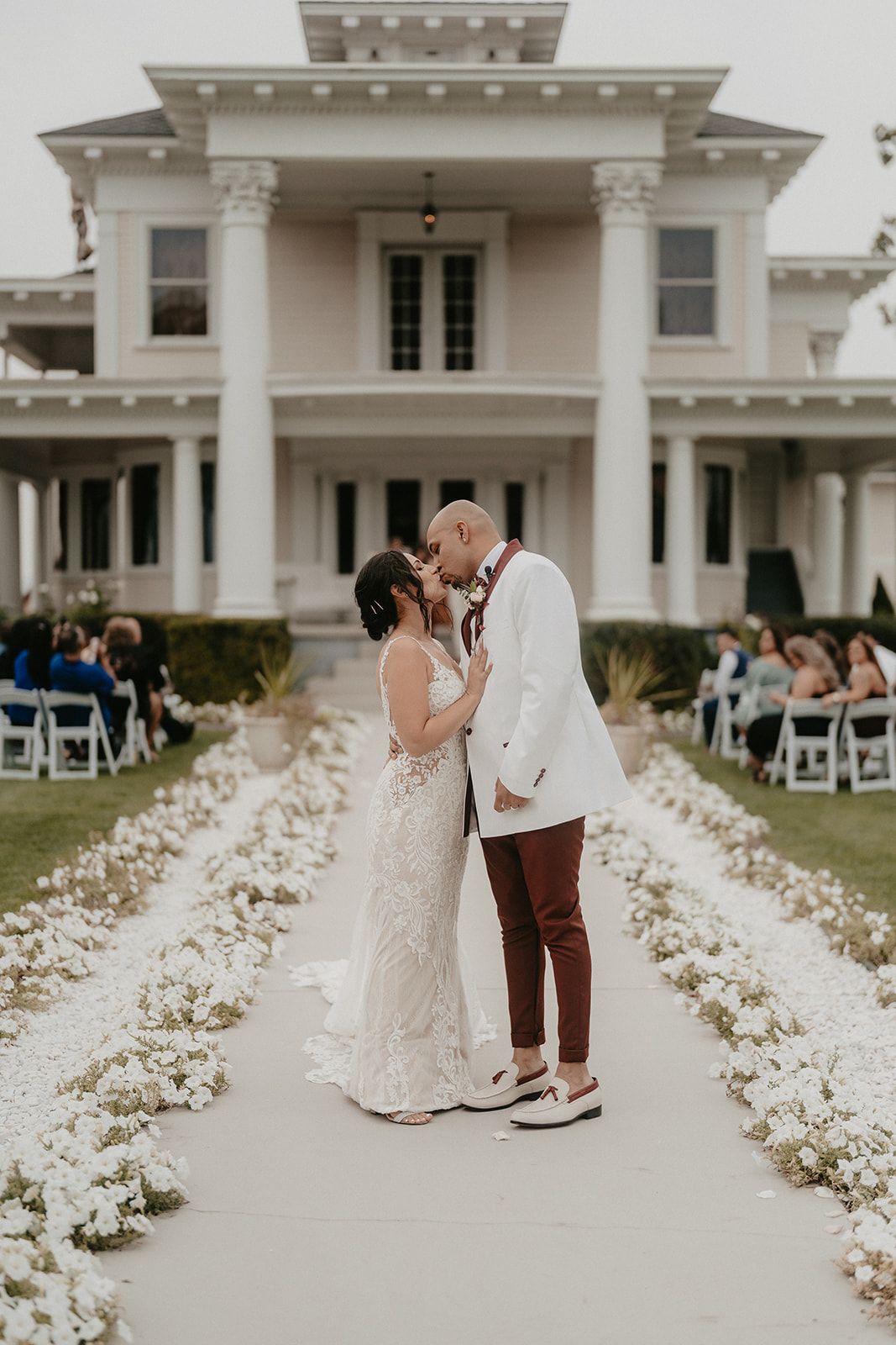 Book Reservation | The Moore Mansion