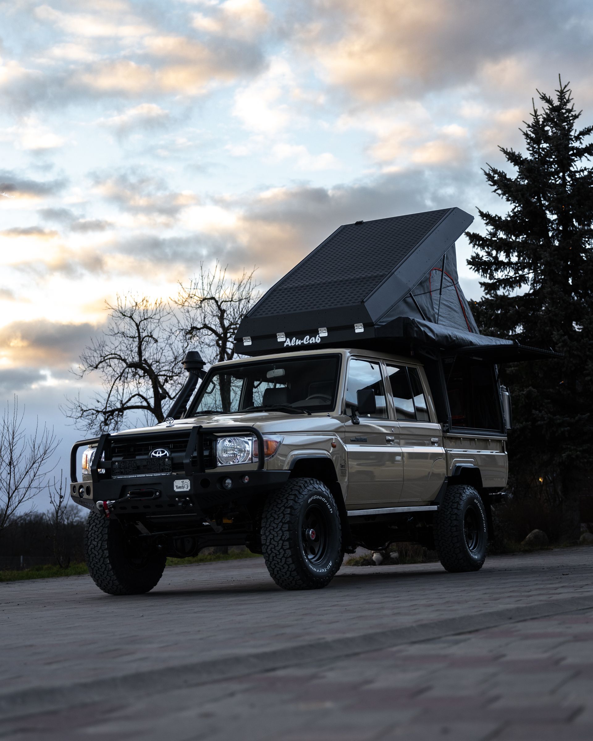 Alu-Cab Canopy Camper | 4WD Specialist
