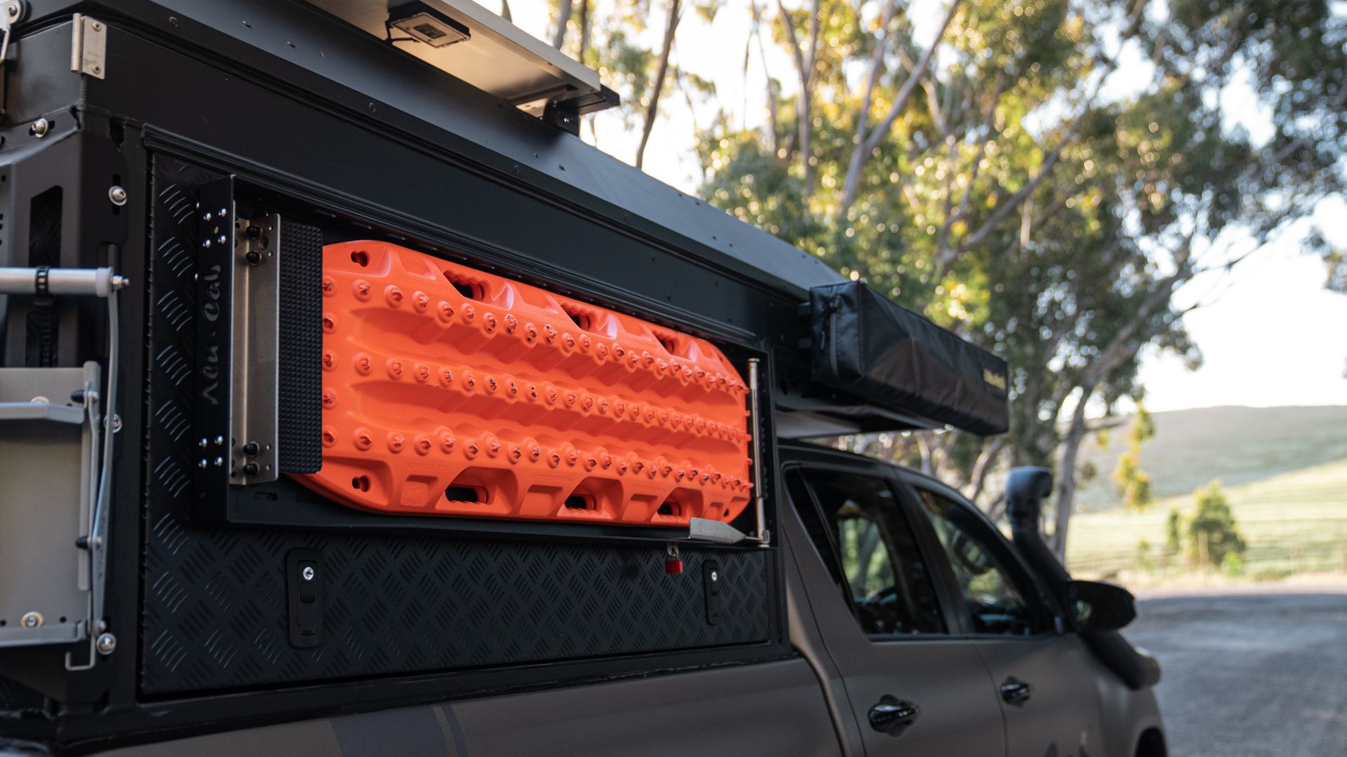 Alu-Cab Canopy Camper | 4WD Specialist