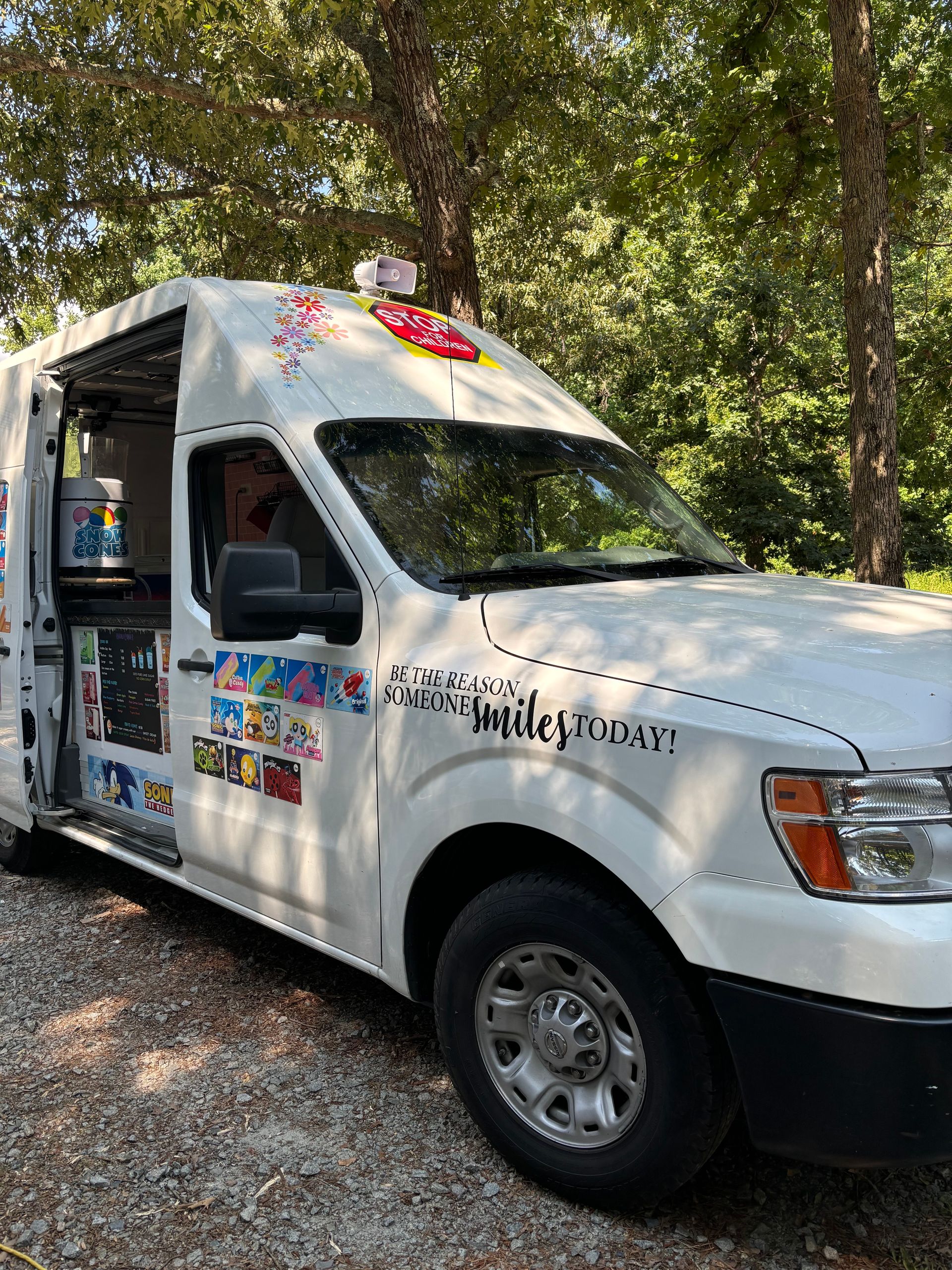 Ice Cream Shop | Jolly Ice, LLC