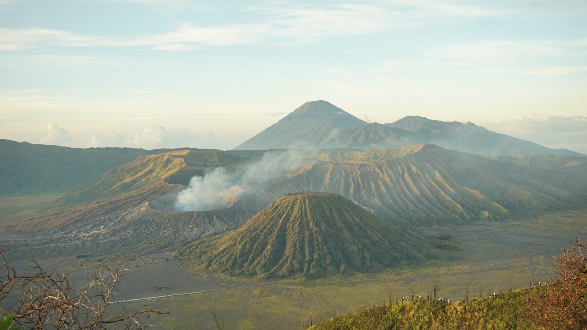 YKExplore: Yogyakarta and Mount Bromo English Guide Tour