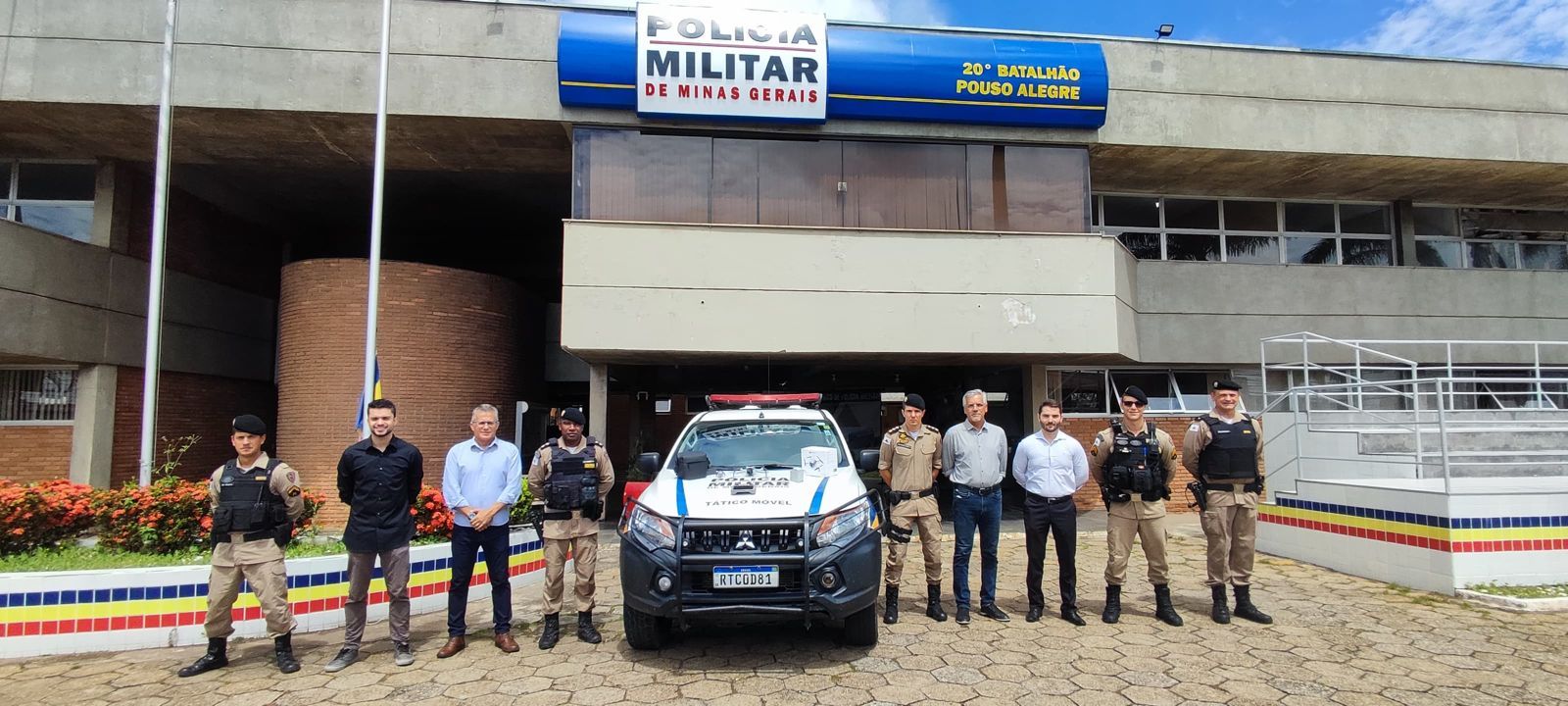 Prática doa equipamento para PM de Pouso Alegre
