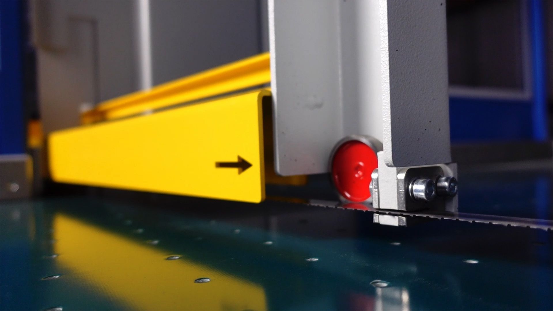 Horizontal Band Saws | Precise Cutting Technology