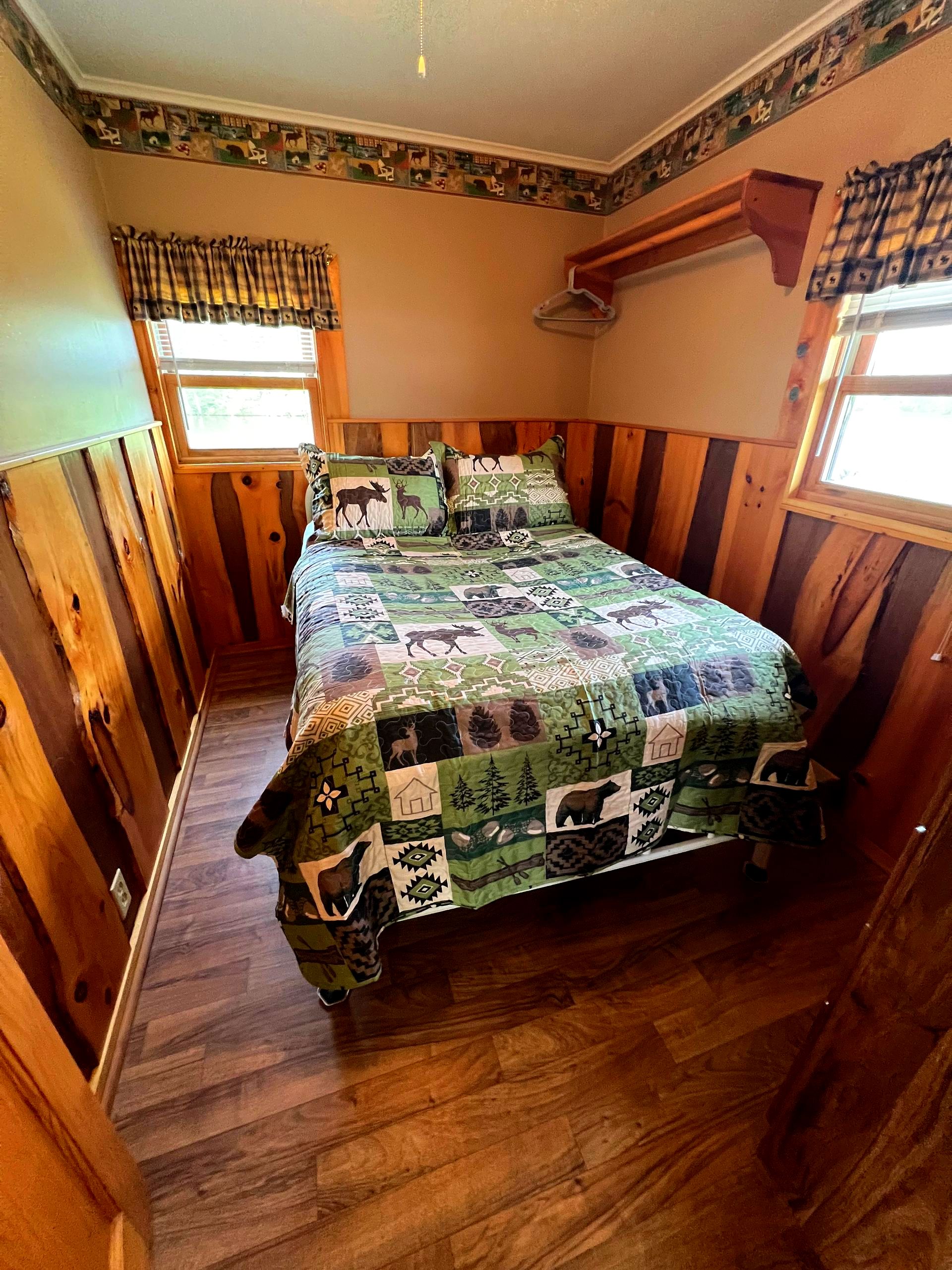 Welcome to Flyway Resort | Phillips, WI
