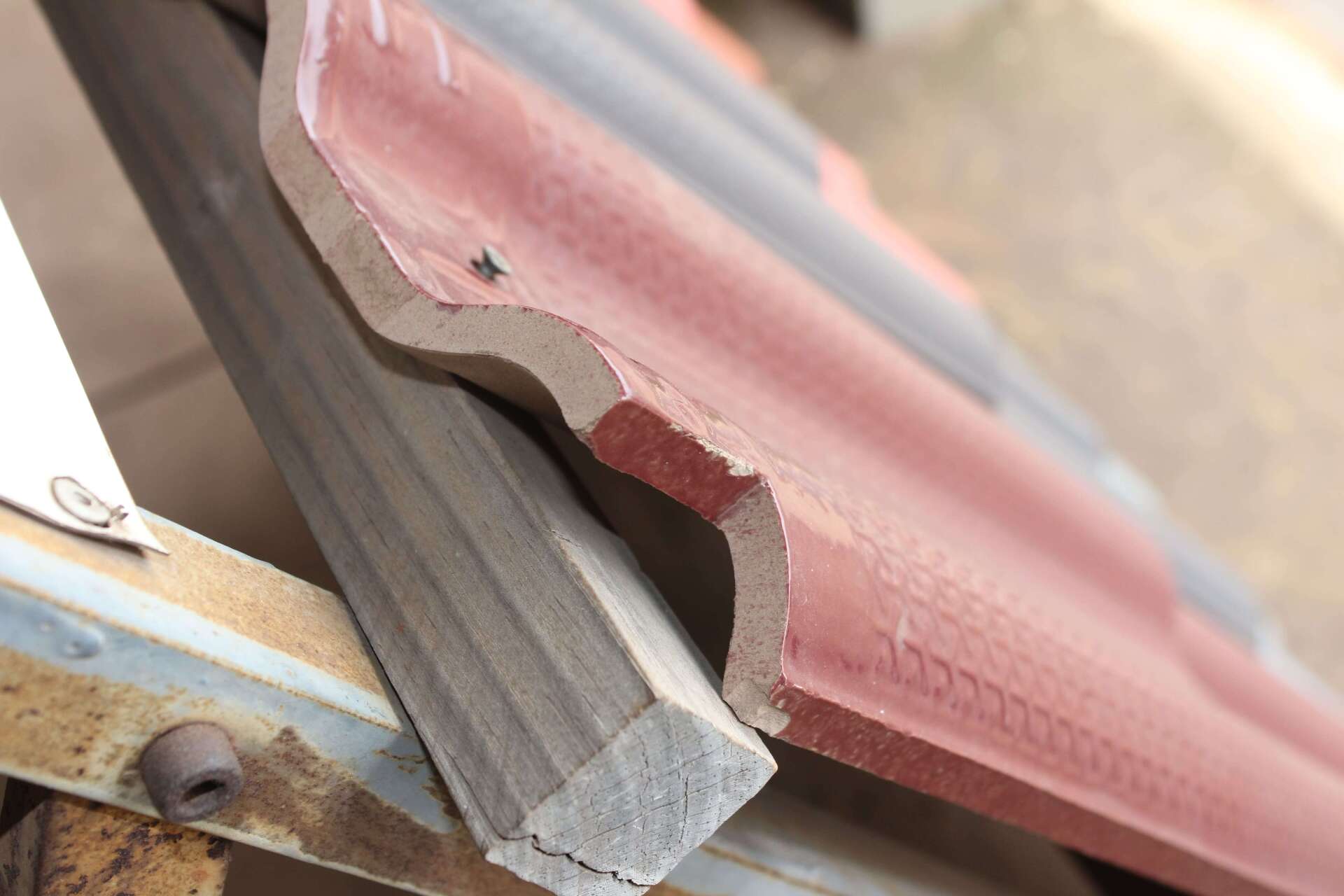 Roof Tiles Manufacturing Company : RAYAL Industrial