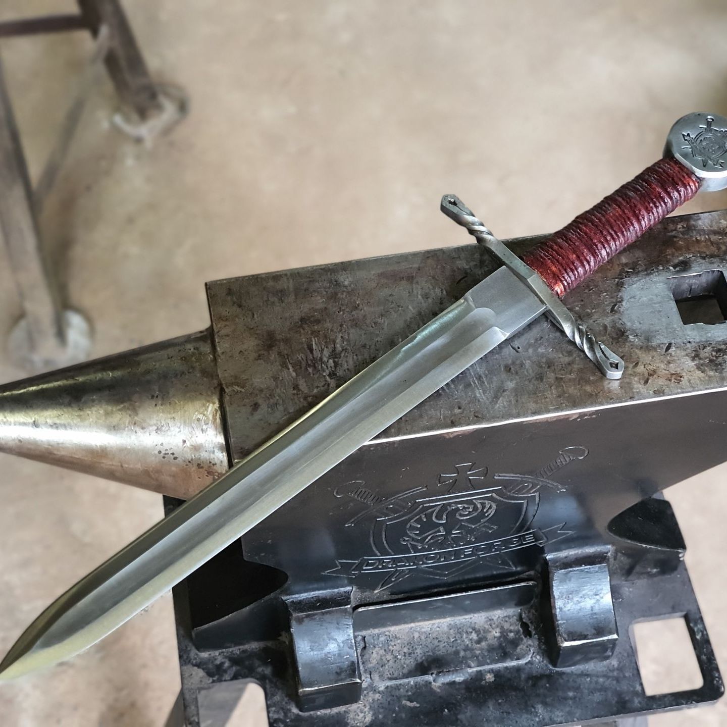 Drakon Forge - Blacksmith and Bladesmith Courses