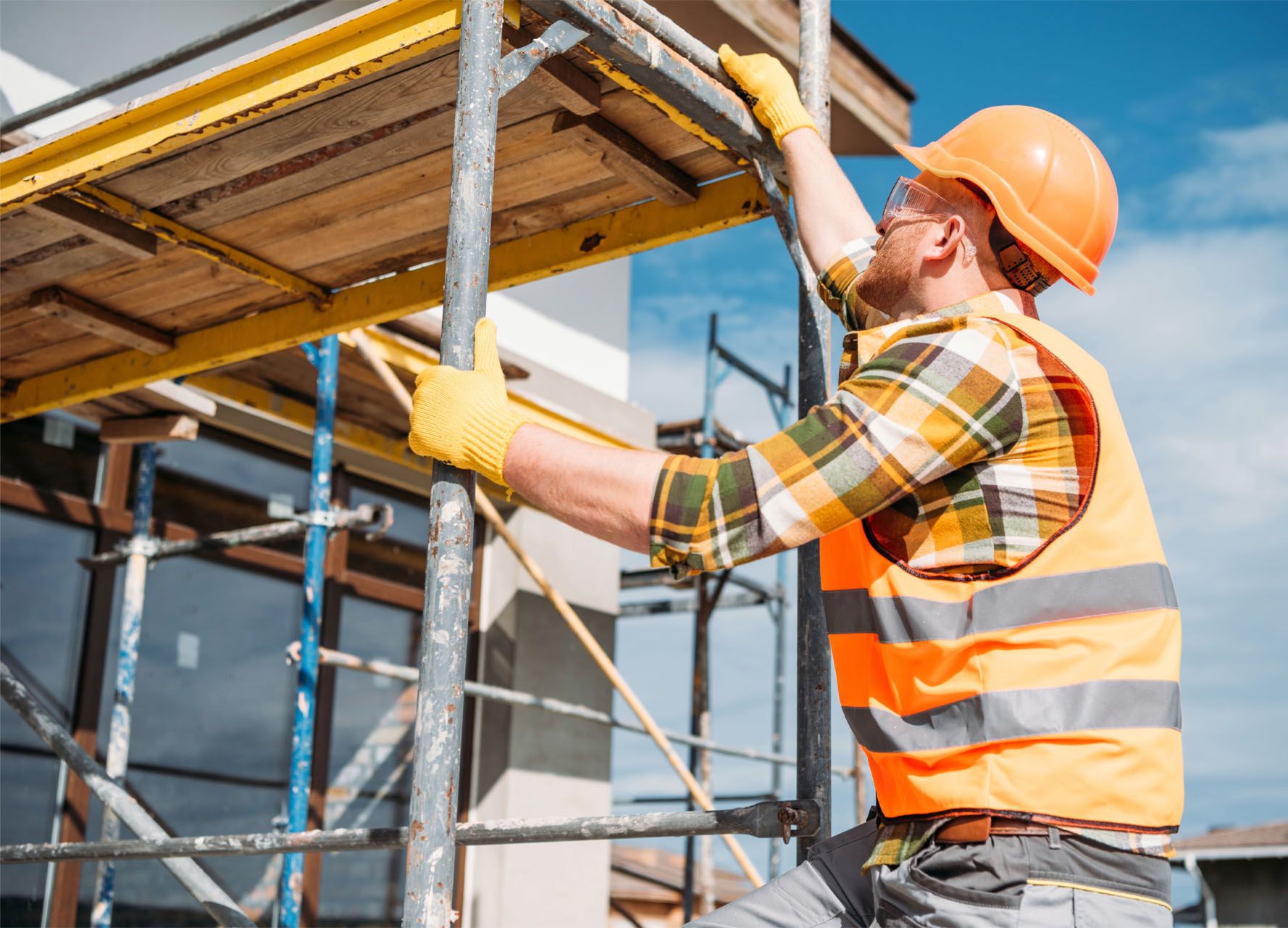 What is Scaffolding? Types & Safety Guide | Crewscaff