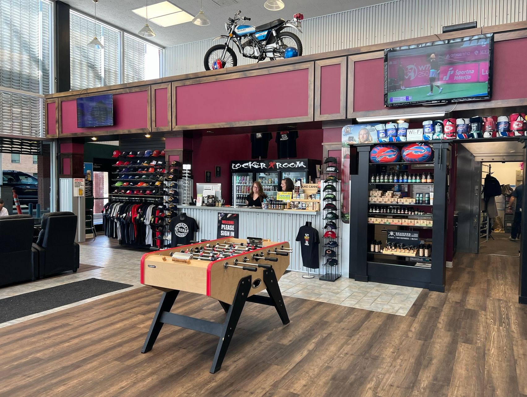 Locker Room Men's Salon | Ultimate Haircuts, Grooming & Relaxation for Men