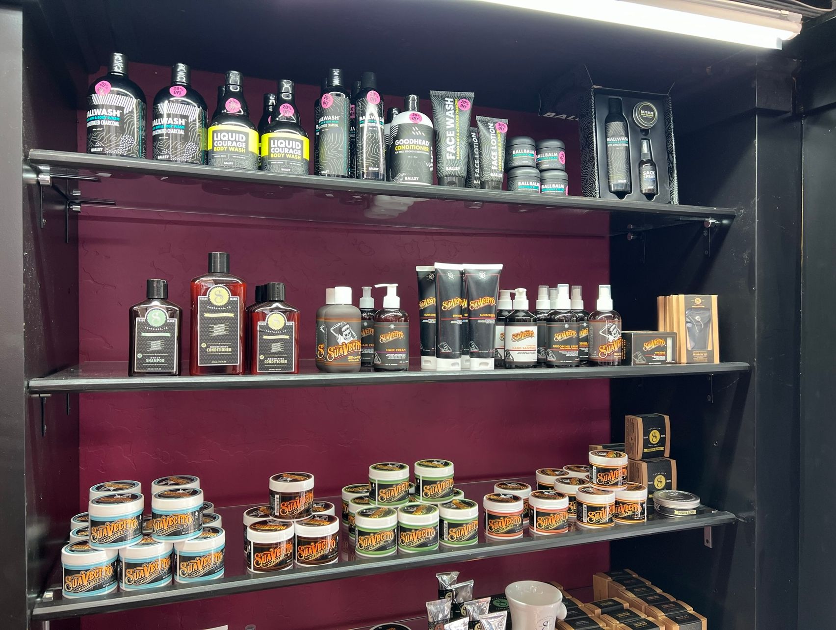 Locker Room Men's Salon | Ultimate Haircuts, Grooming & Relaxation for Men