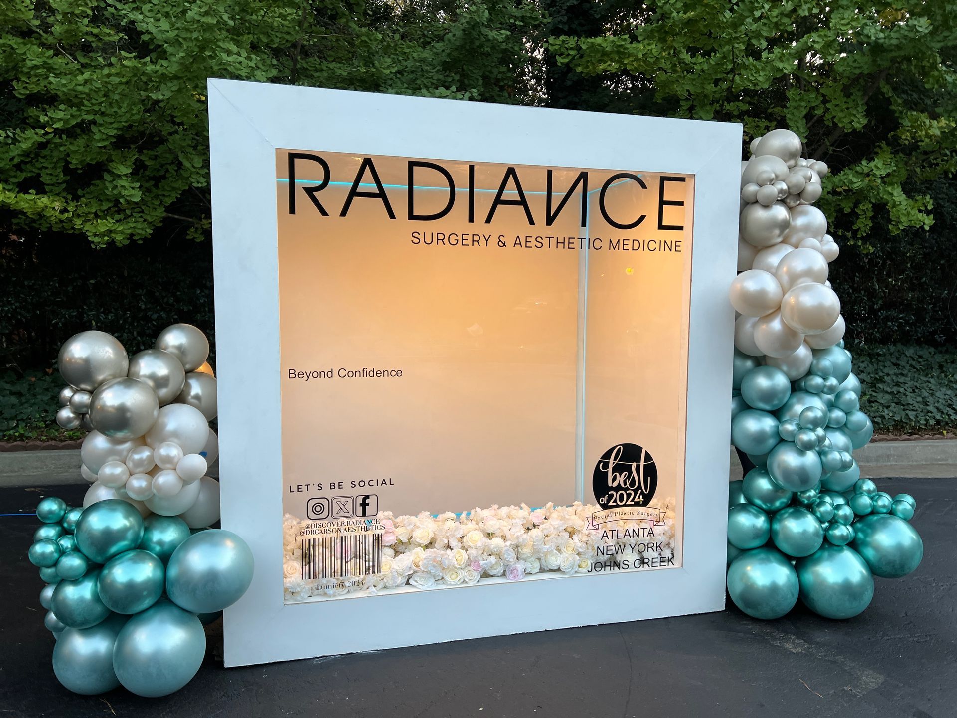Atlanta's Trending Magazine Cover Photo Booth