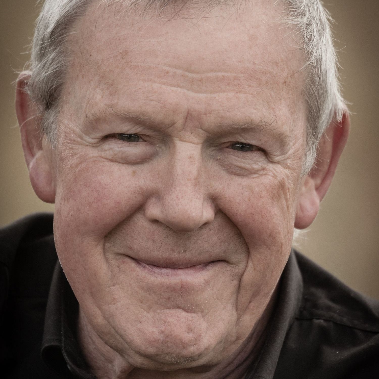 Interview with director Keith Strachan on stunning musical ABOUT BILL