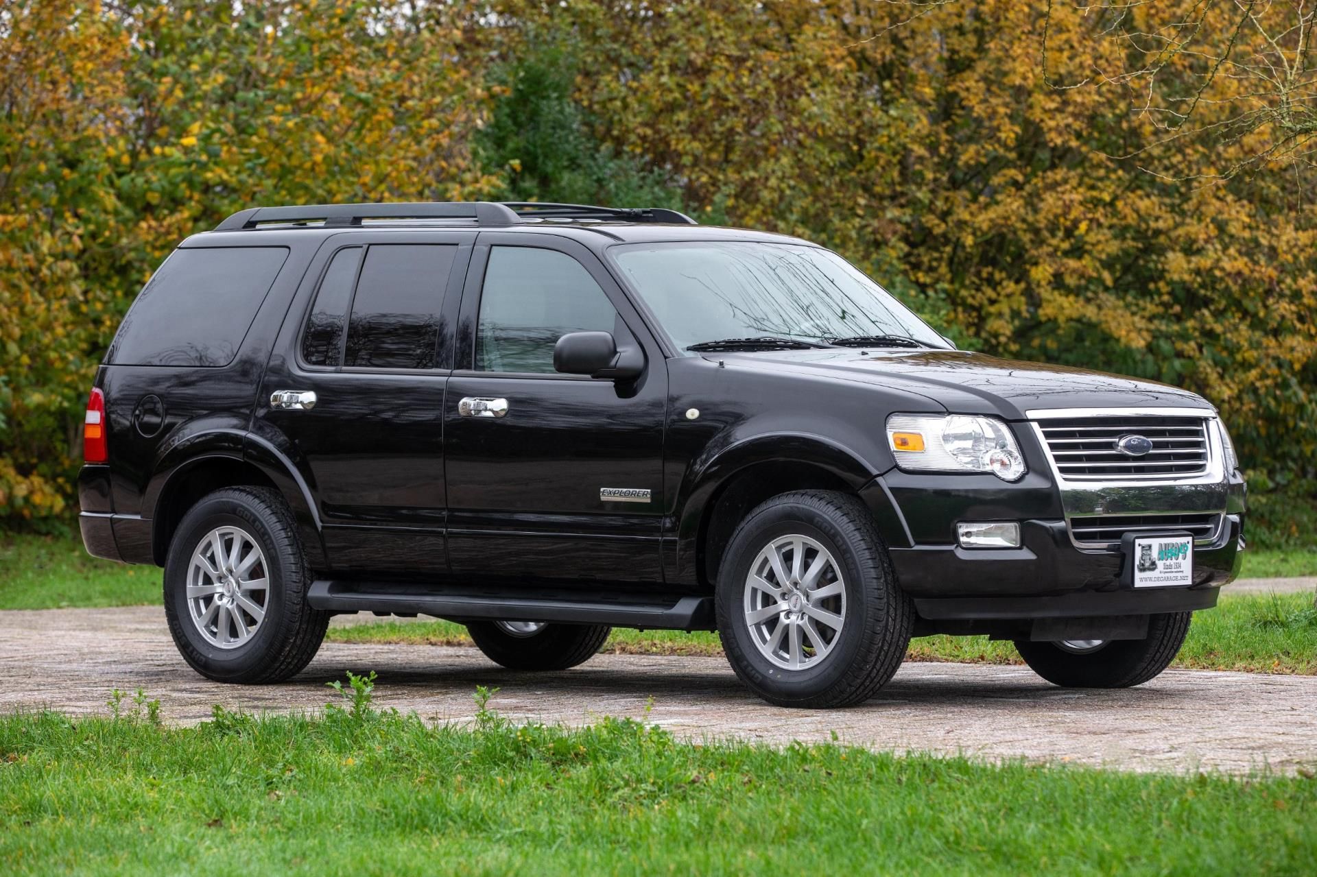 Ford Explorer occasion 4.0 V6 XLT 4x4 zwart kopen? | T&O Auto's