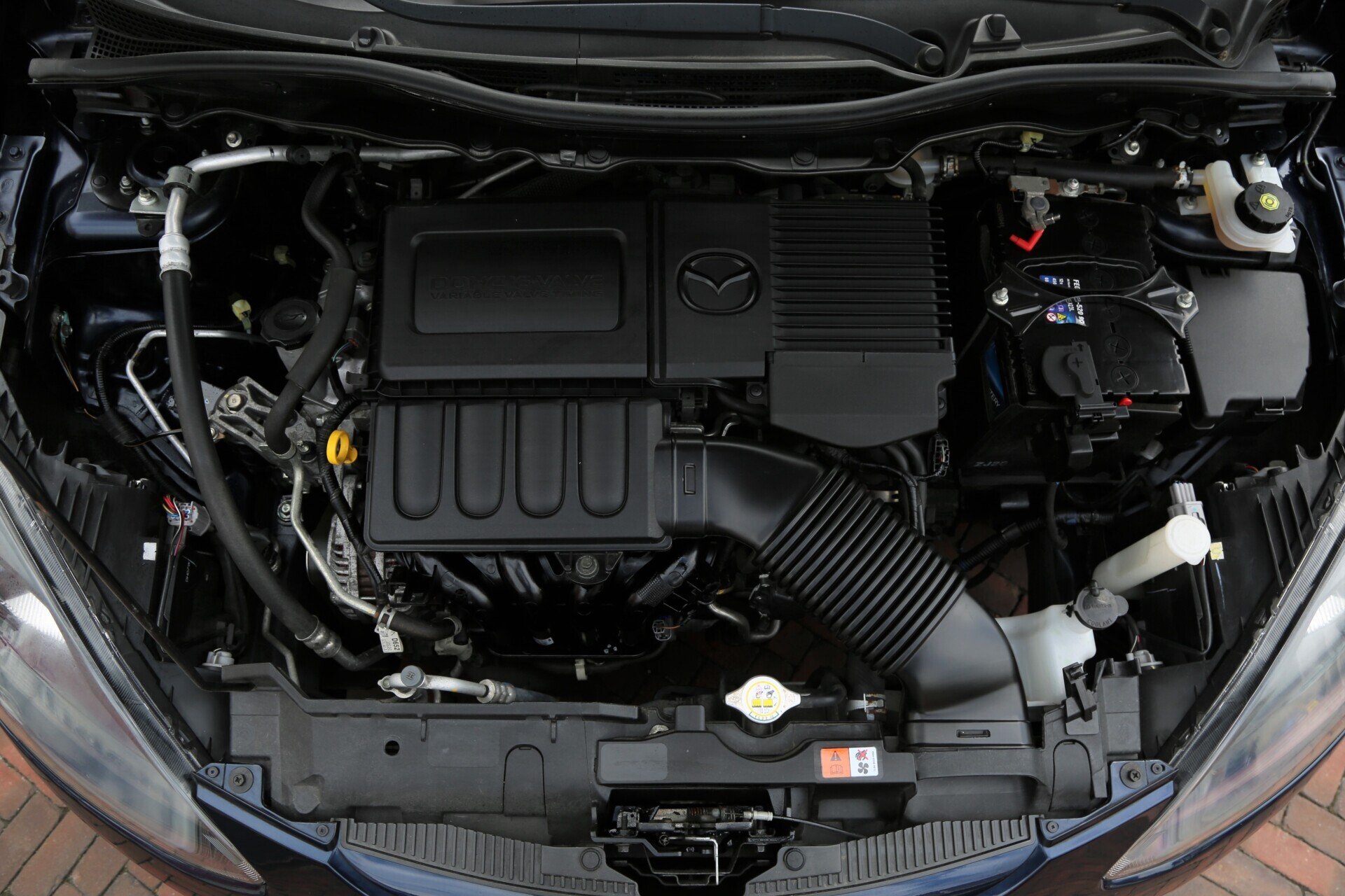 Mazda 2 1.3 Silver Edition tweedehands kopen? | T&O Auto's