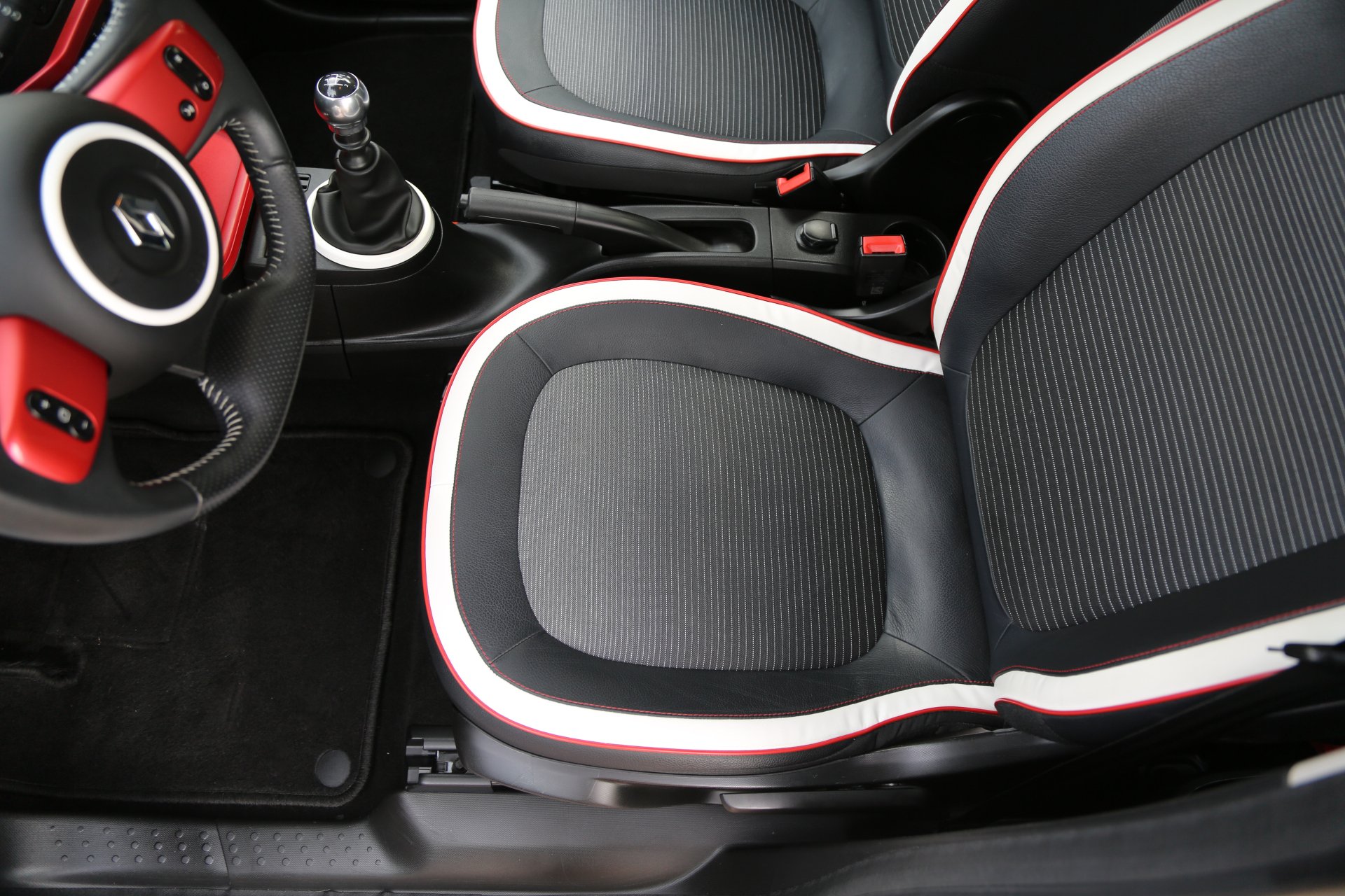 Renault Twingo 0.9 TCe Turbo 90PK Dynamique kopen? | T&O Auto's