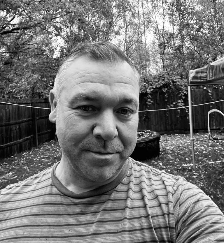 HOME [www.iconicdistro.co.uk]