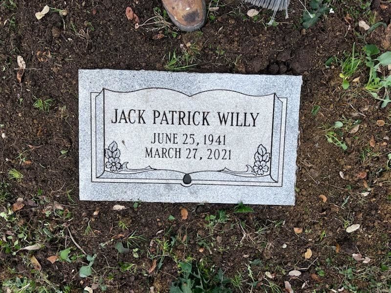 Monuments | Fayette Memorial Funeral Home & Crematory