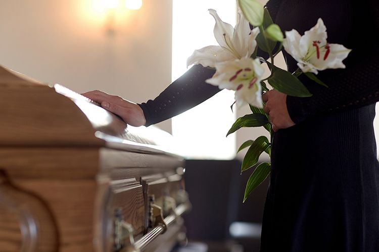 Traditional Services | Caldwell & Cowan Funeral Home Dogwood Hill Crematory