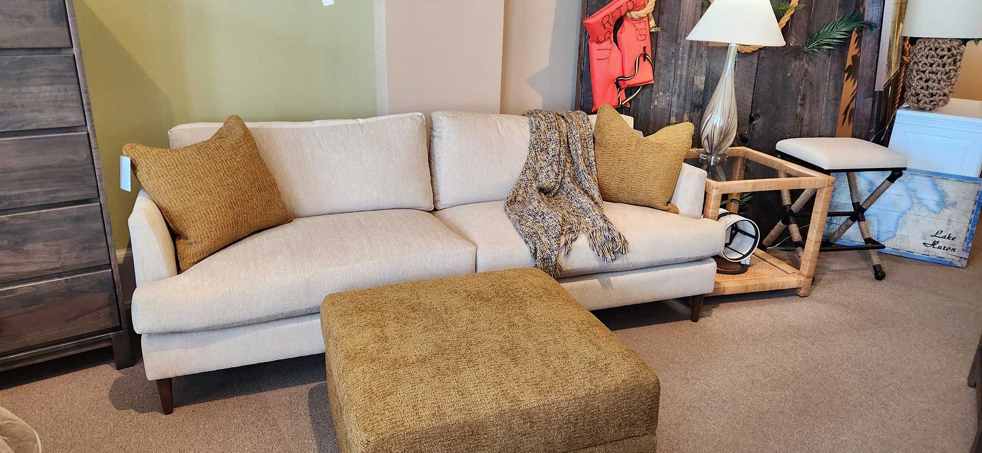 Reid Furniture Co - Petoskey, MI - Showroom
