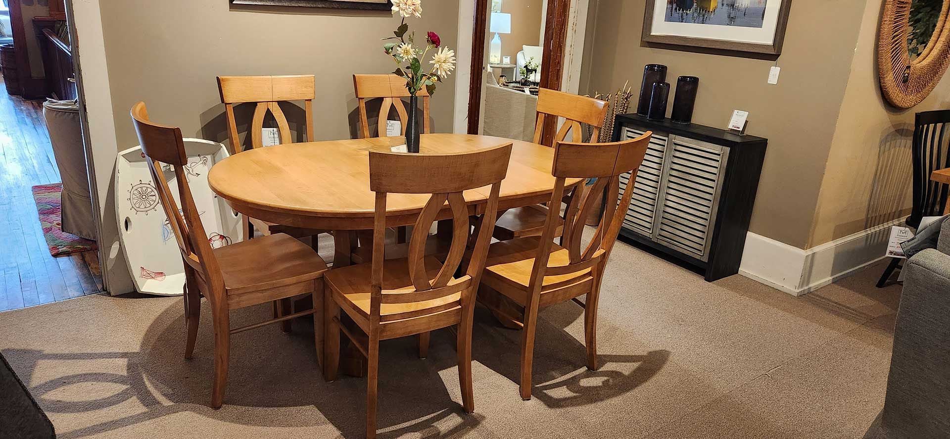 Reid Furniture Co - Petoskey, MI - Showroom