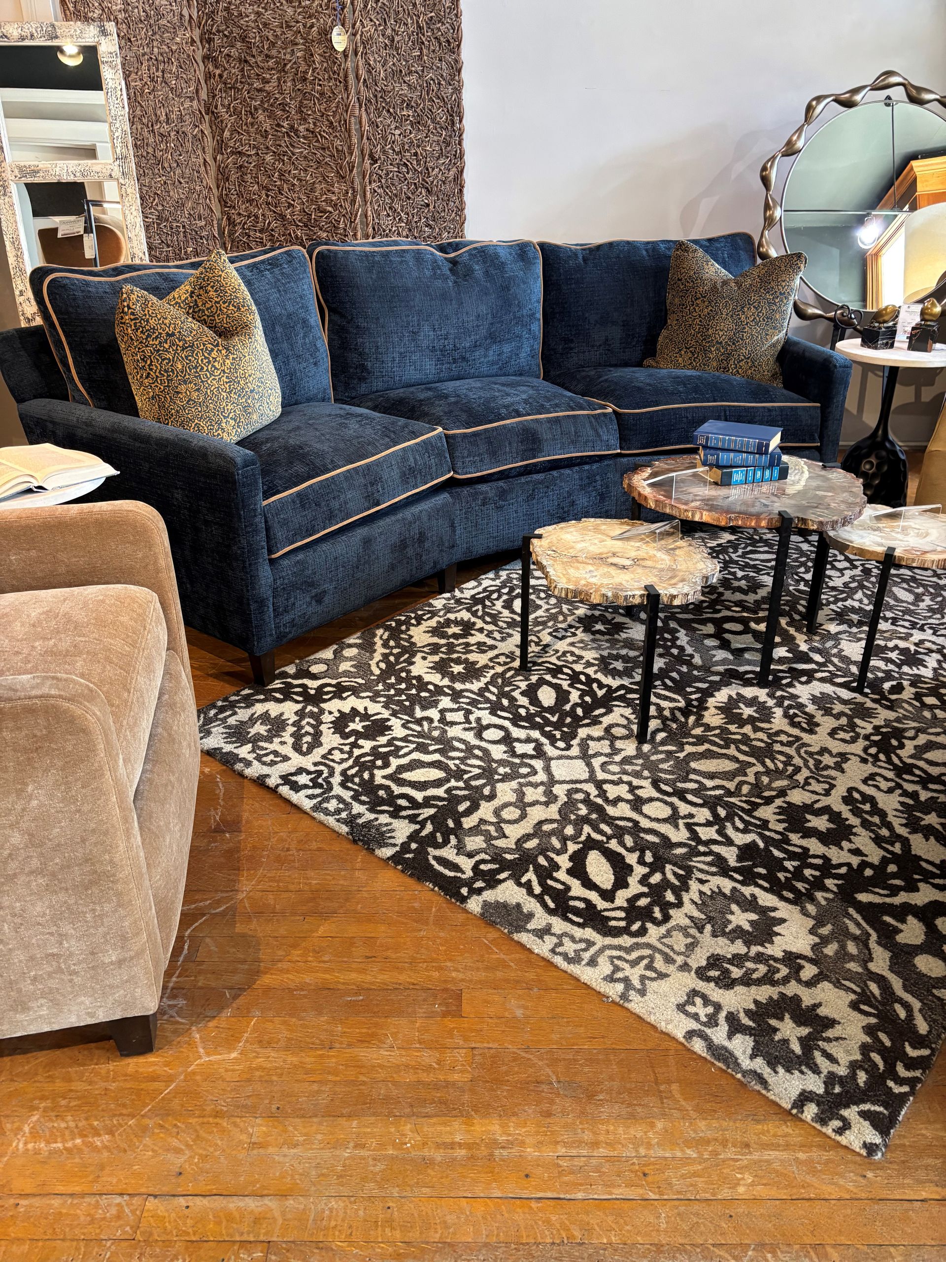 Reid Furniture Co - Petoskey, MI - Showroom