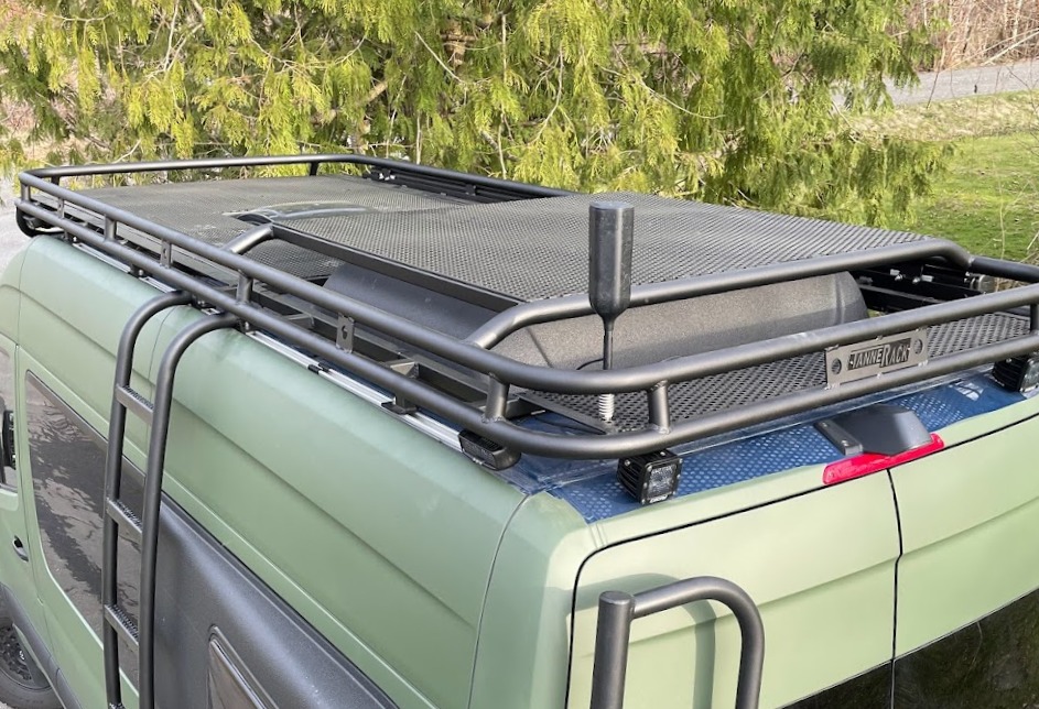 TANNERACK | VAN GALLERY