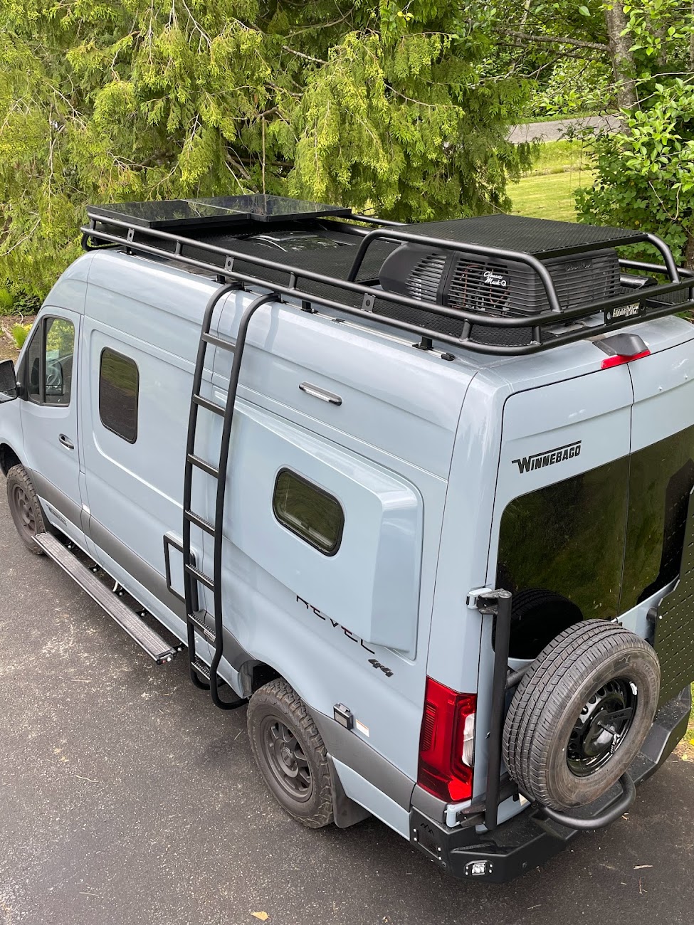 TANNERACK | VAN GALLERY