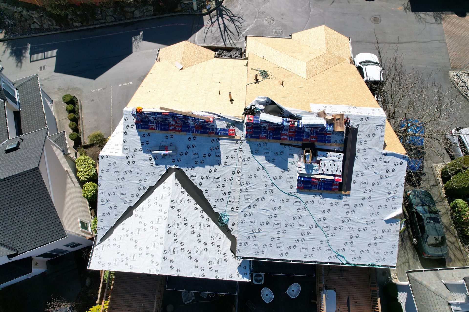 Redmond Metal Roofing | Fast & Reliable Roofing Solutions