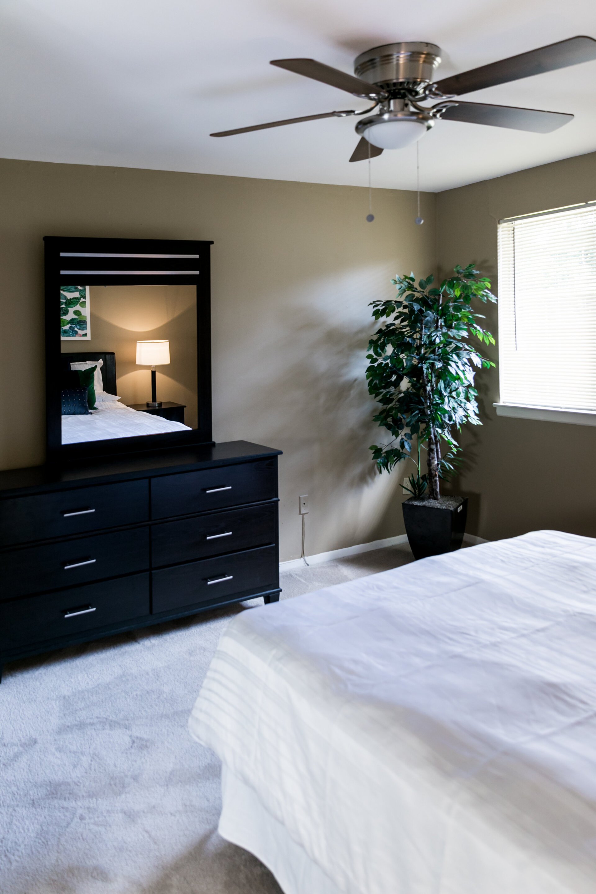 Allison Gardens Apartments | HM Heckle Memphis, TN