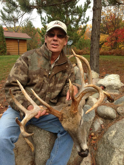 Michigan Whitetail Deer hunting Ranch, Trophy Whitetail Deer Hunting Guide