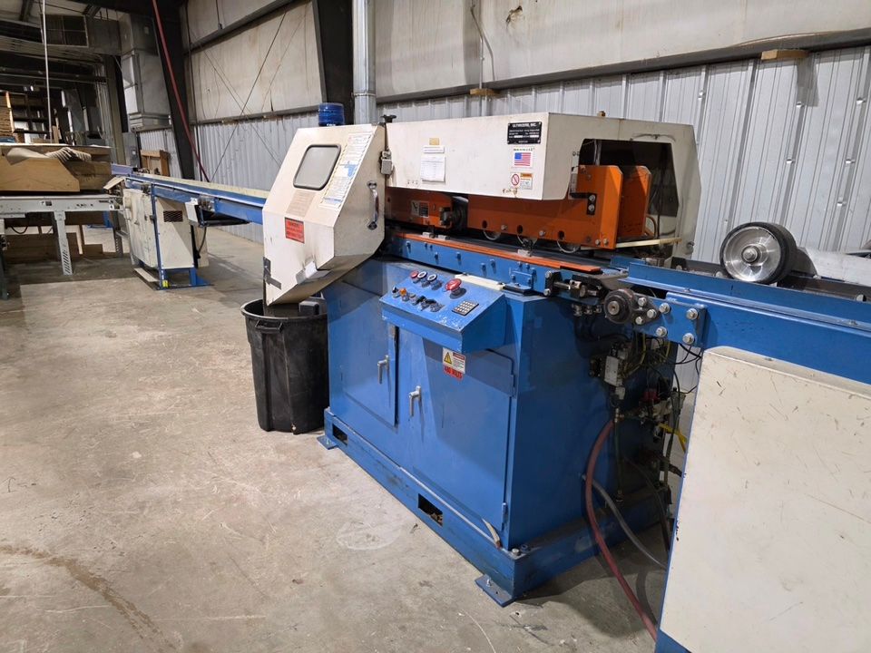 Anderson America Maxxis 5-Axis CNC Router