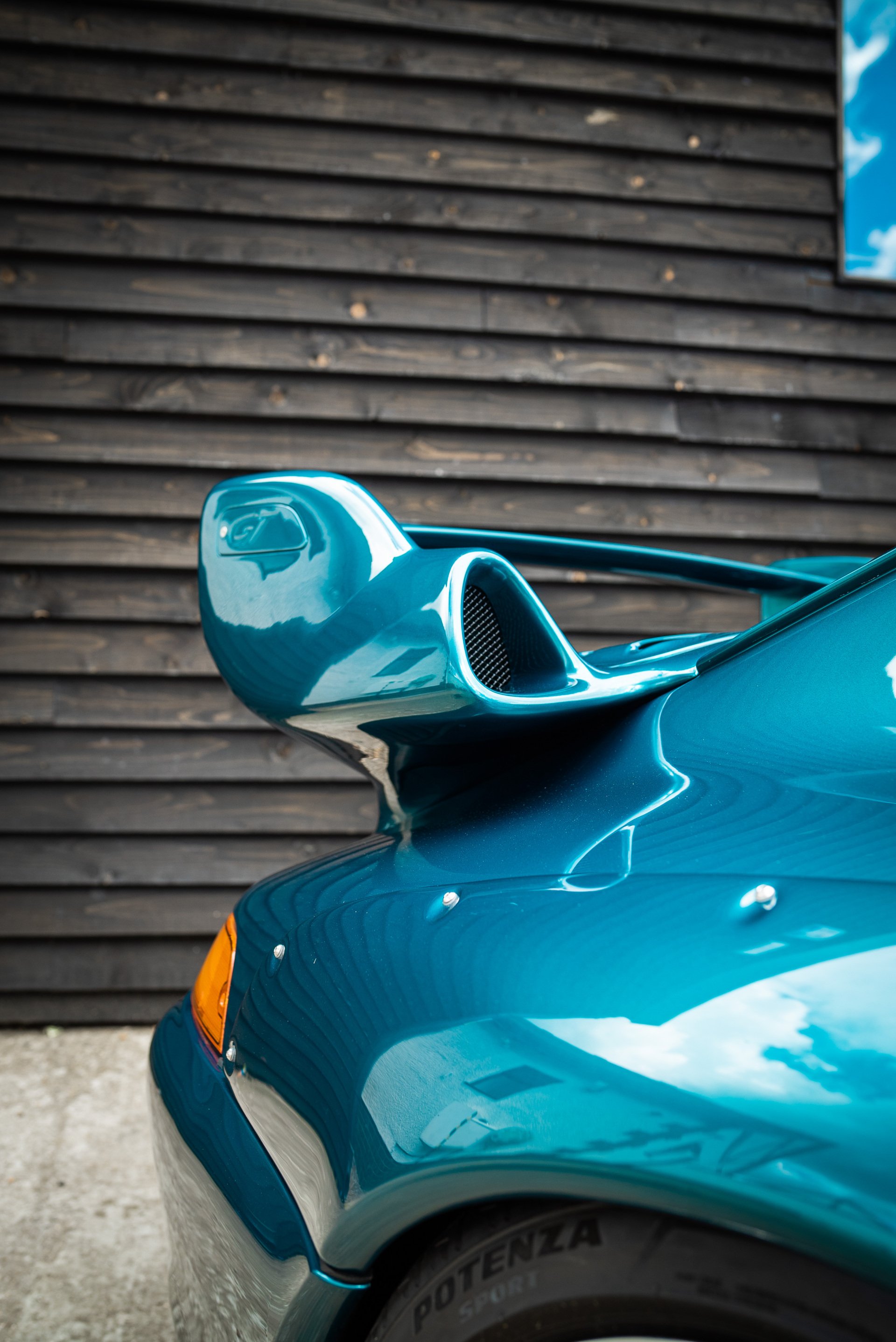 Porsche 993 911 GT2 Retrim