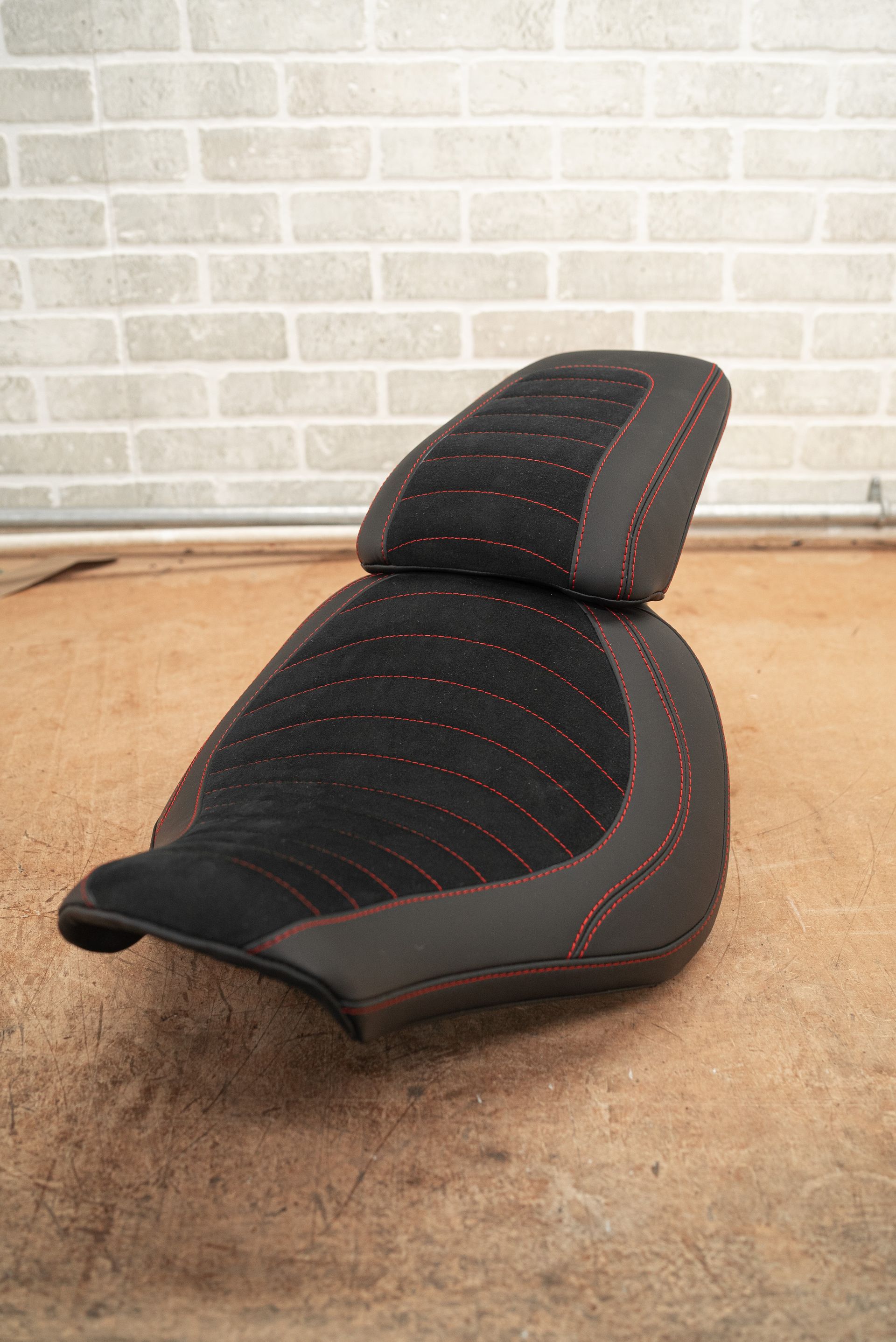 Harley-Davidson 'Fat Boy' Seat Retrim