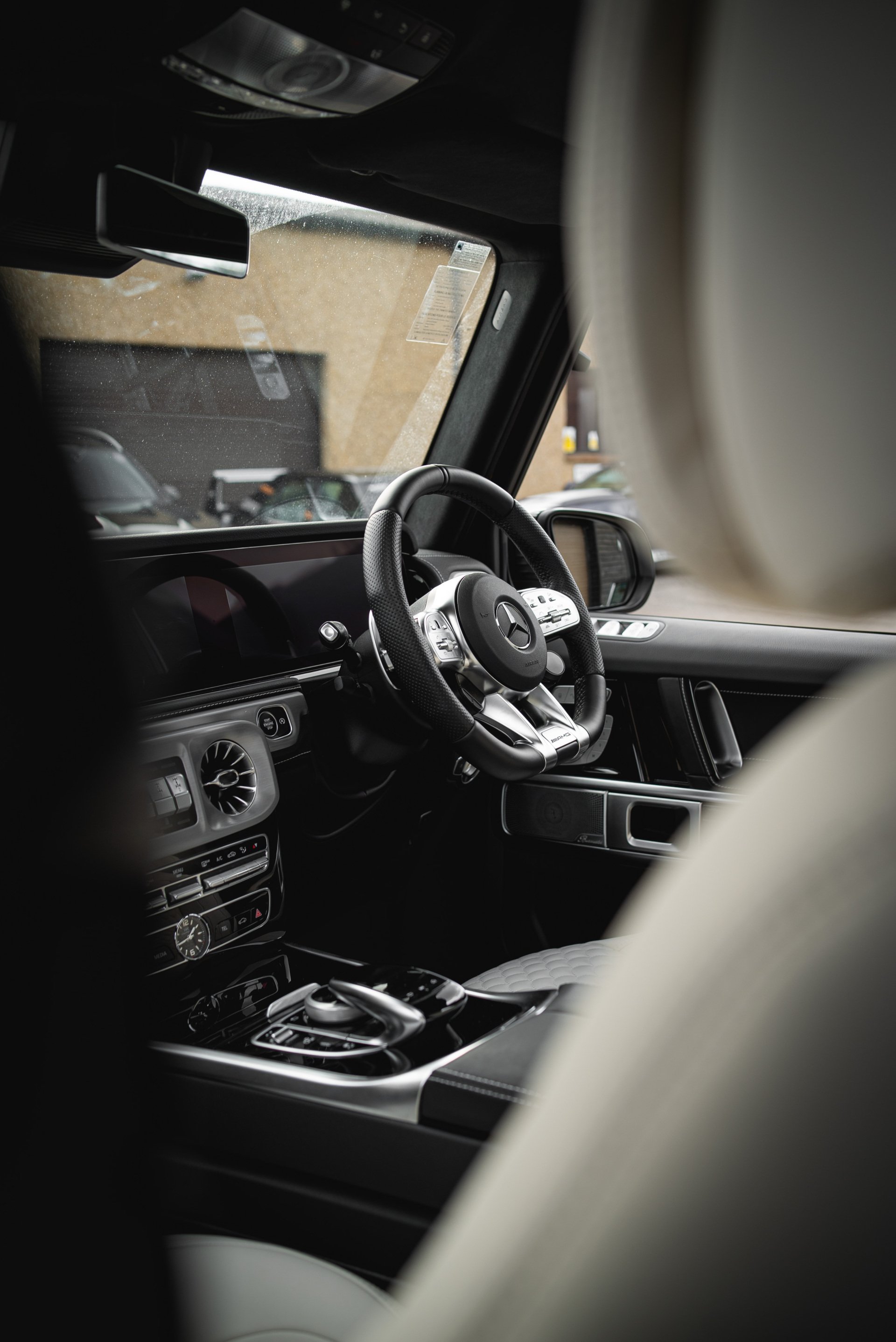 Mercedes-Benz G-Class Seat Retrim