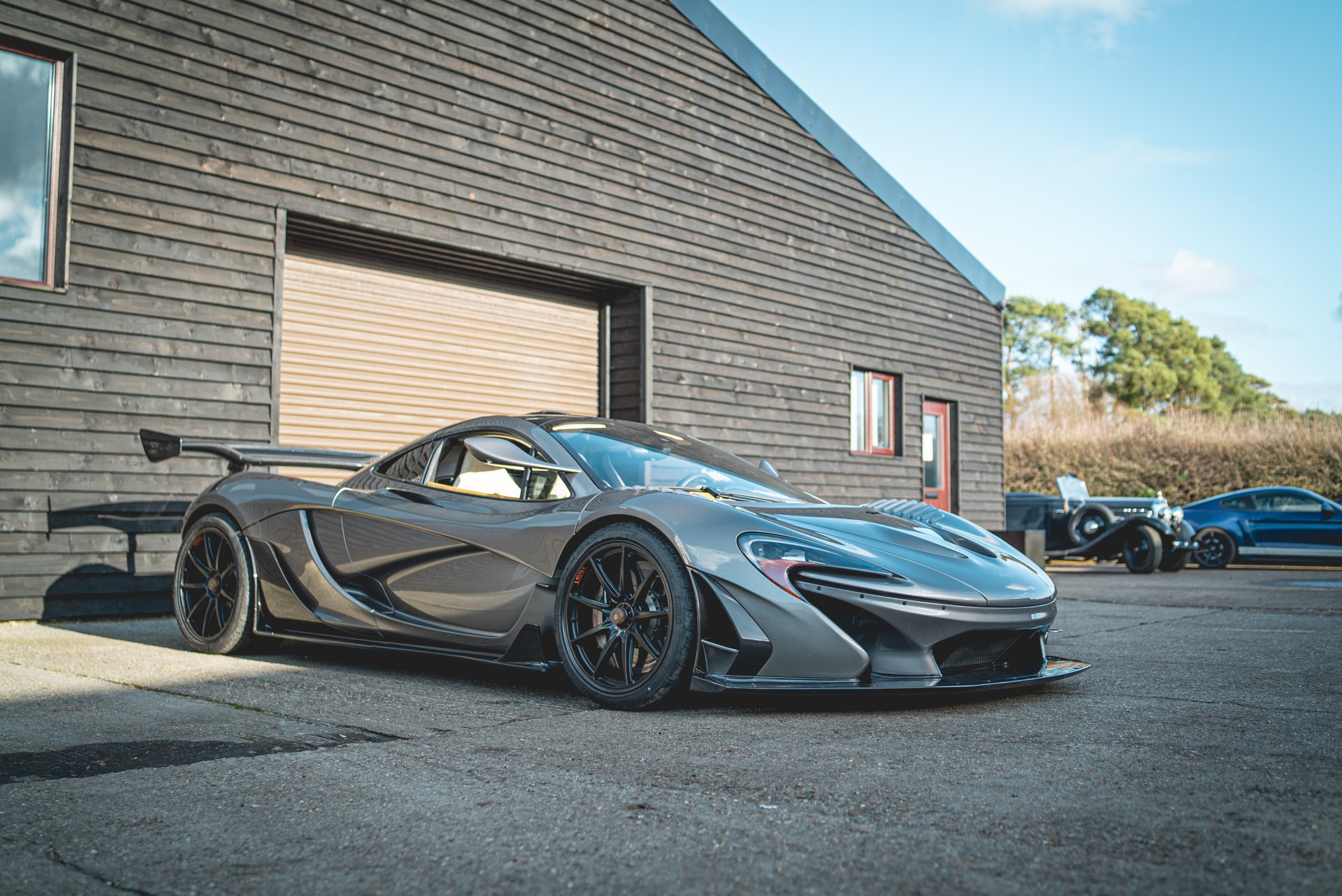 McLaren P1 HDK Wheel Retrim