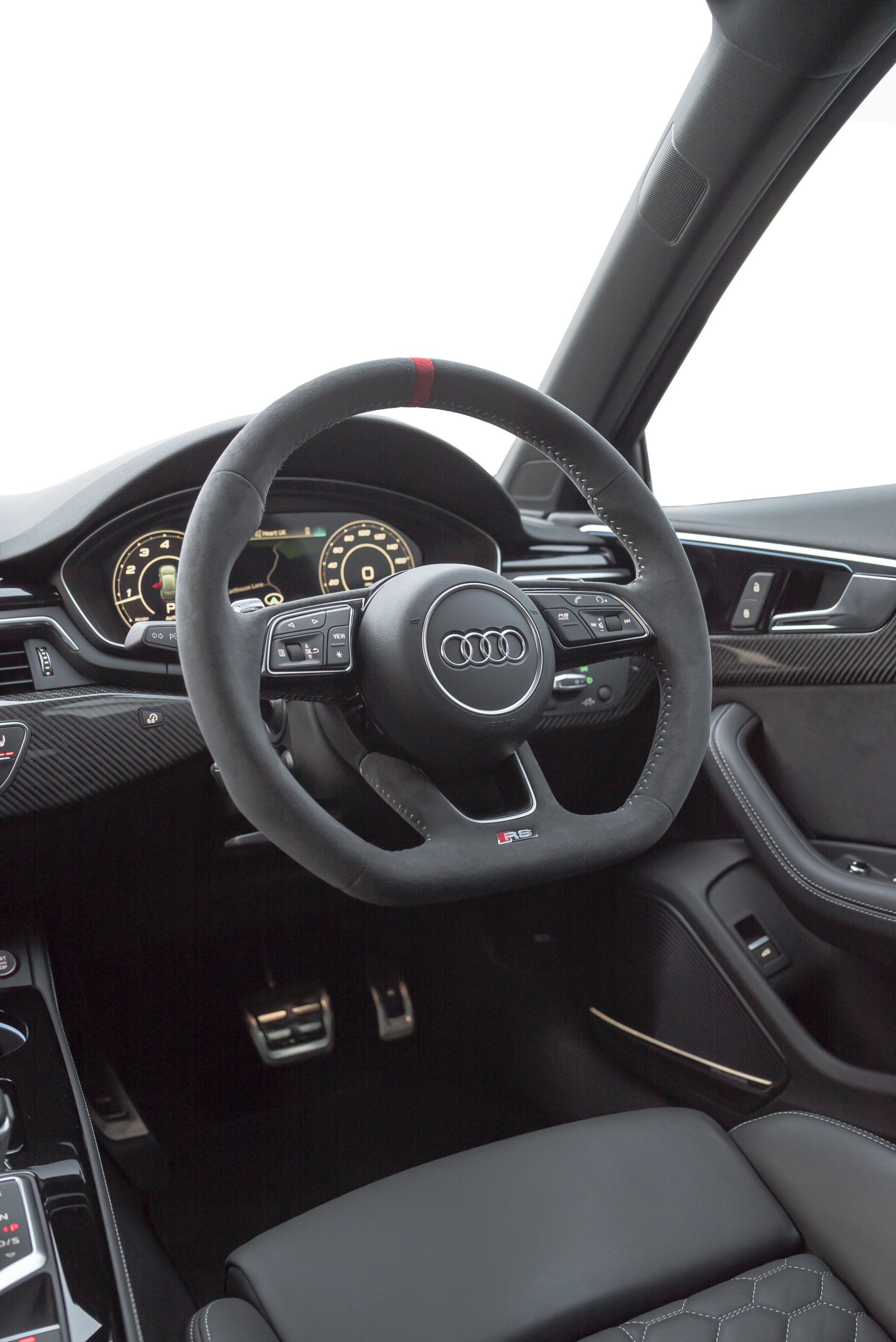 Audi RS4 Wheel Retrim