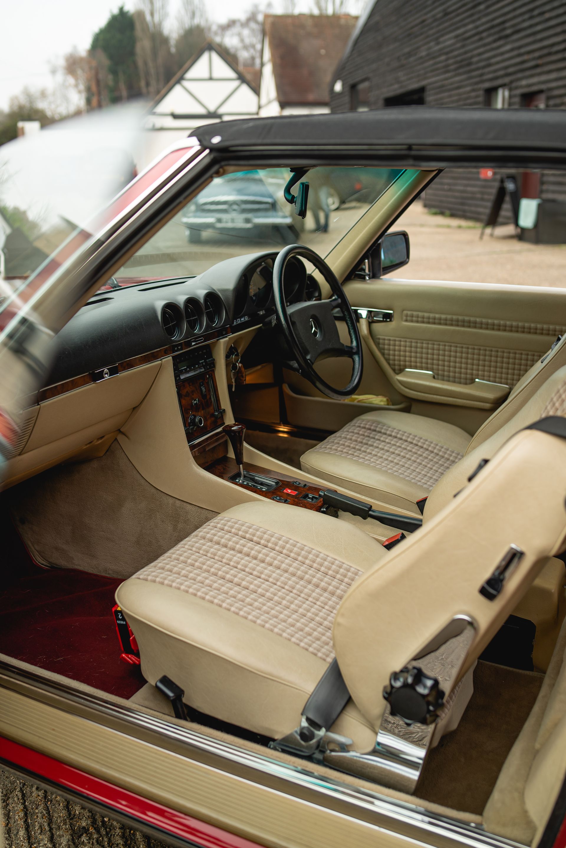 Mercedes-Benz R107 Interior Retrim (Revisited)