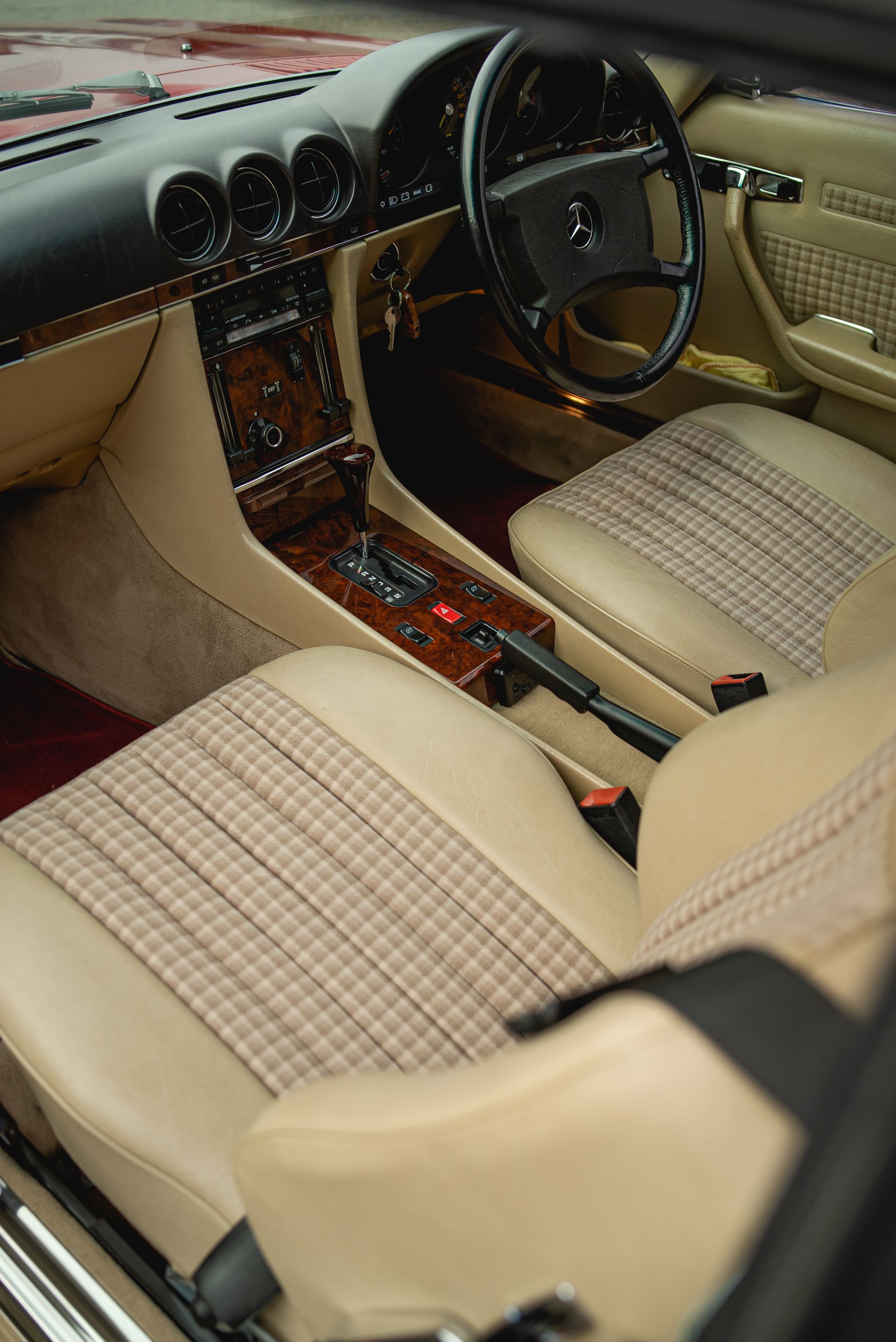 Mercedes-Benz R107 Interior Retrim (Revisited)