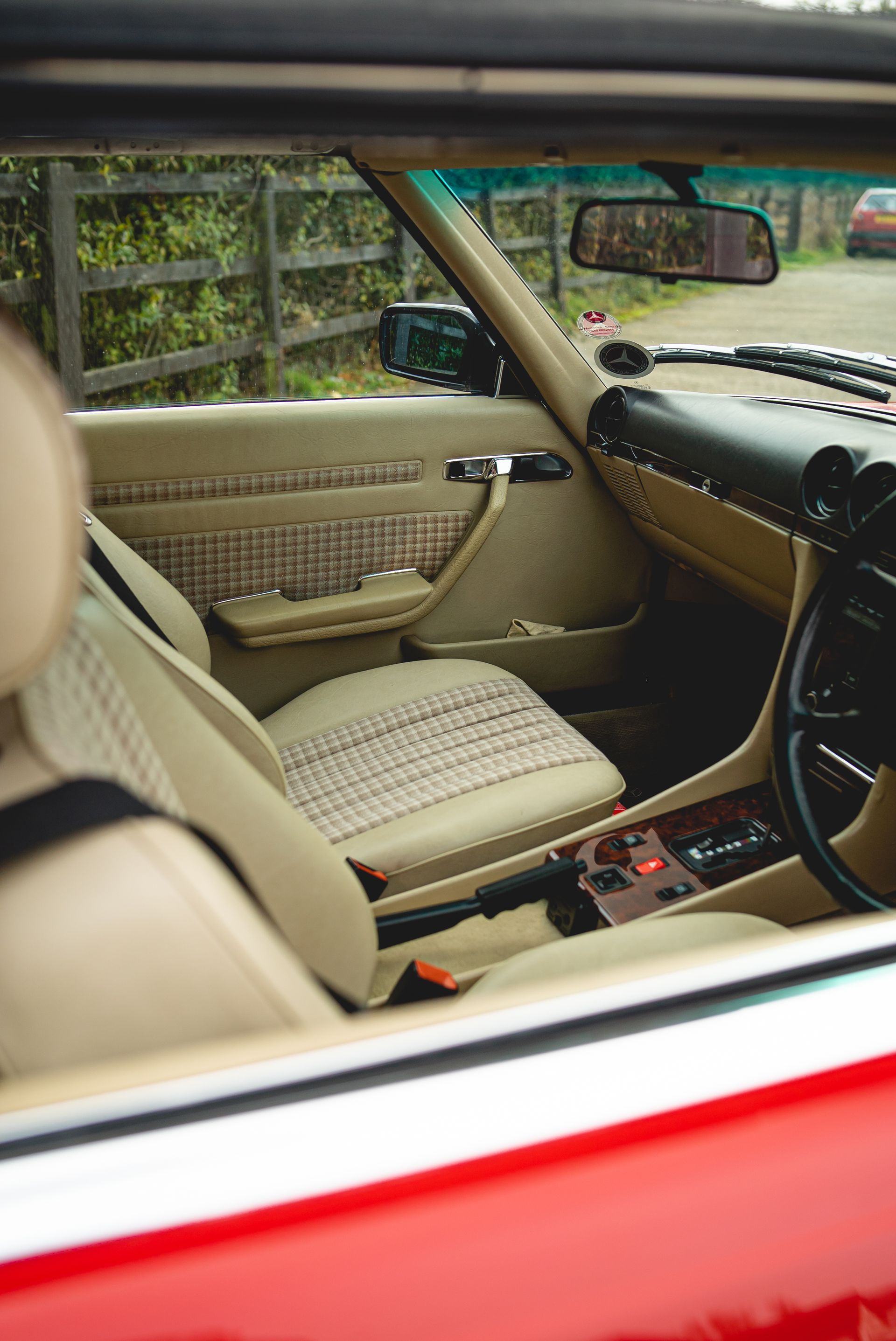 Mercedes-Benz R107 Interior Retrim (Revisited)