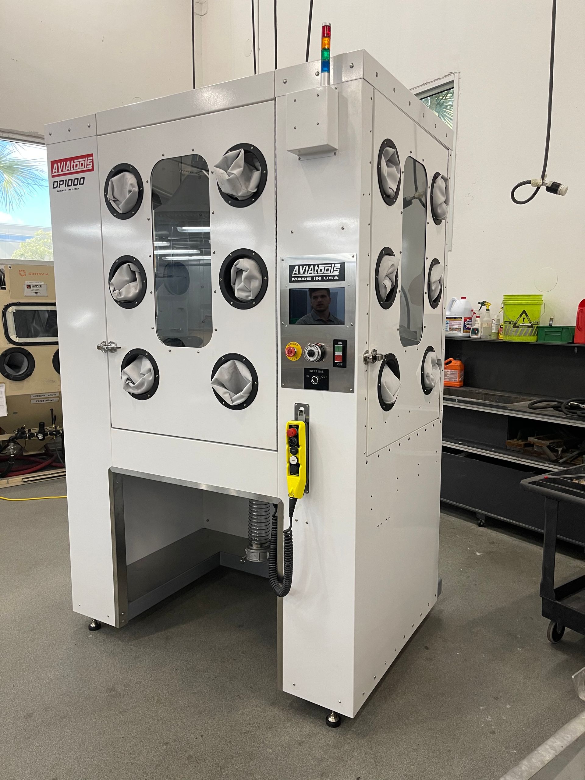 Automated De-powdering Machines | USA | 954-401-2215