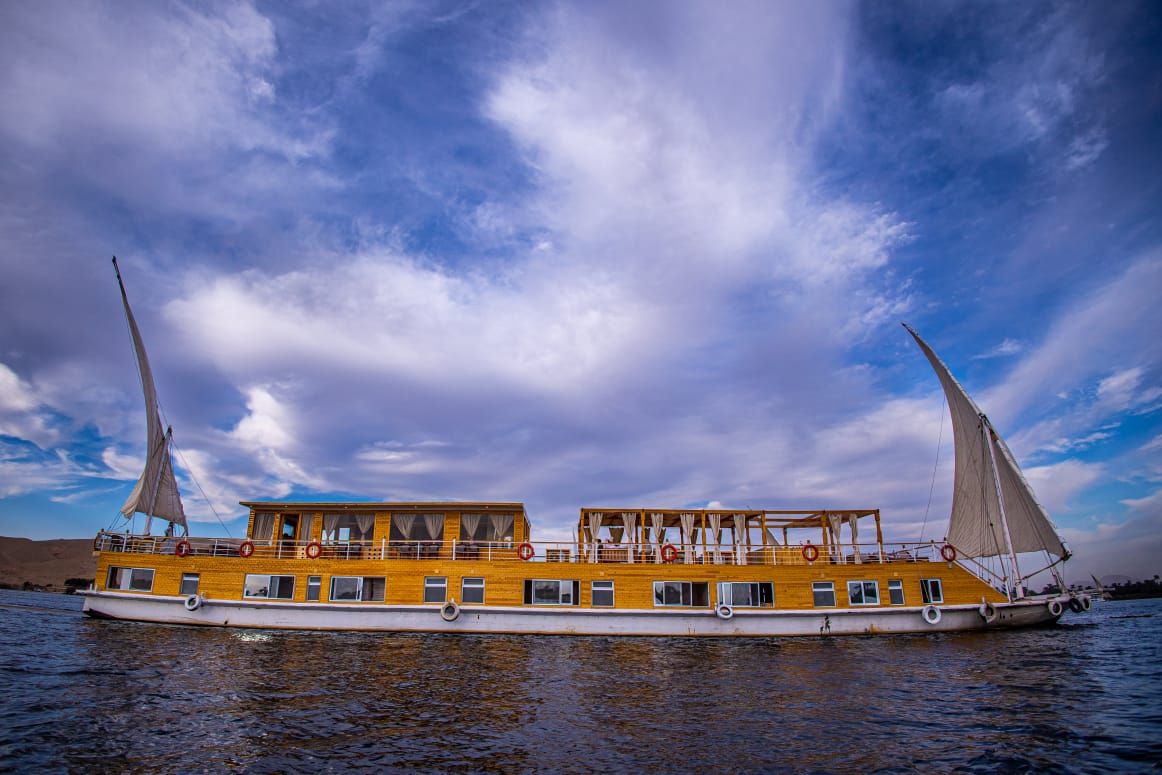 Dahabiya Nile Cruises, Luxury Dahabiya Sail Boat, Private Dahabiya Booking