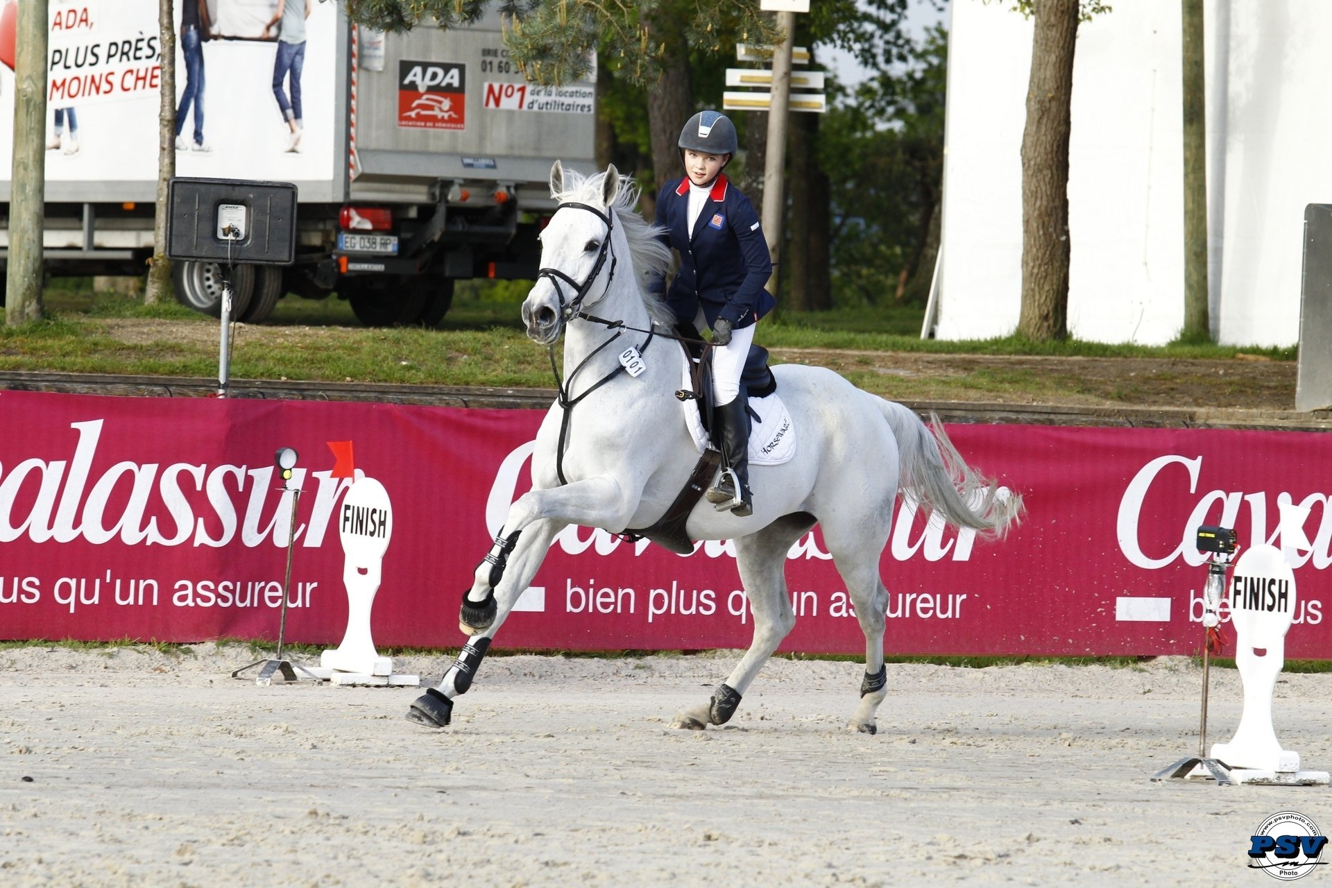 The Team & Gallery | Show Jumping Athlete | Alena Hughes